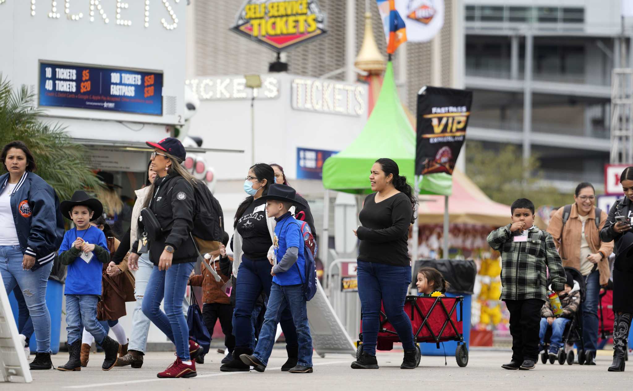 2025 RodeoHouston: Limited season ticket sales start Aug. 1