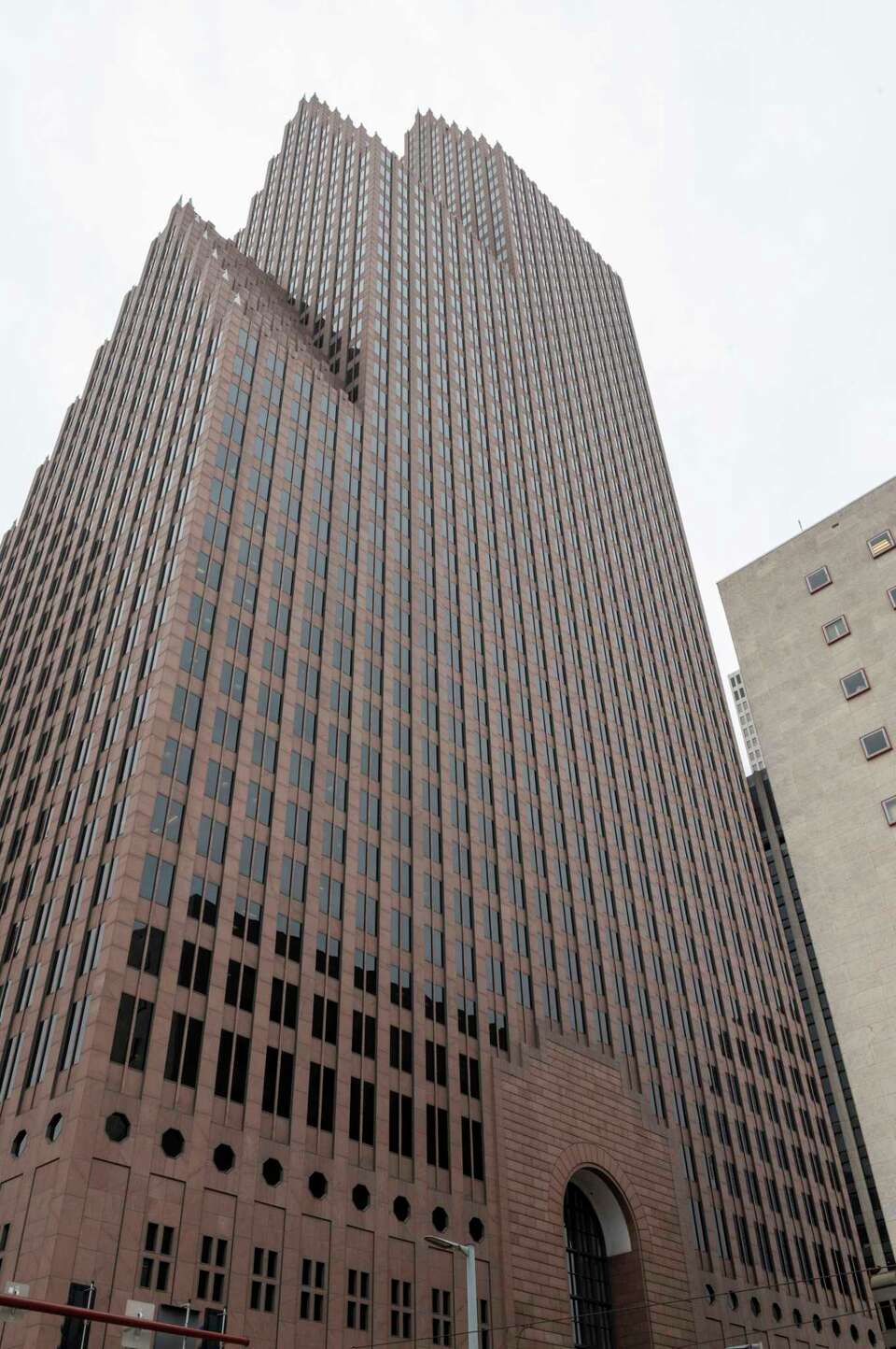 TC Energy Center owners reach 252M loan deal for Houston tower