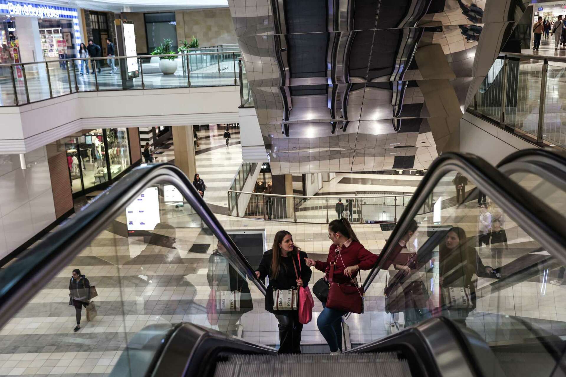 S.F.’s biggest mall gets a new name, and new strategy