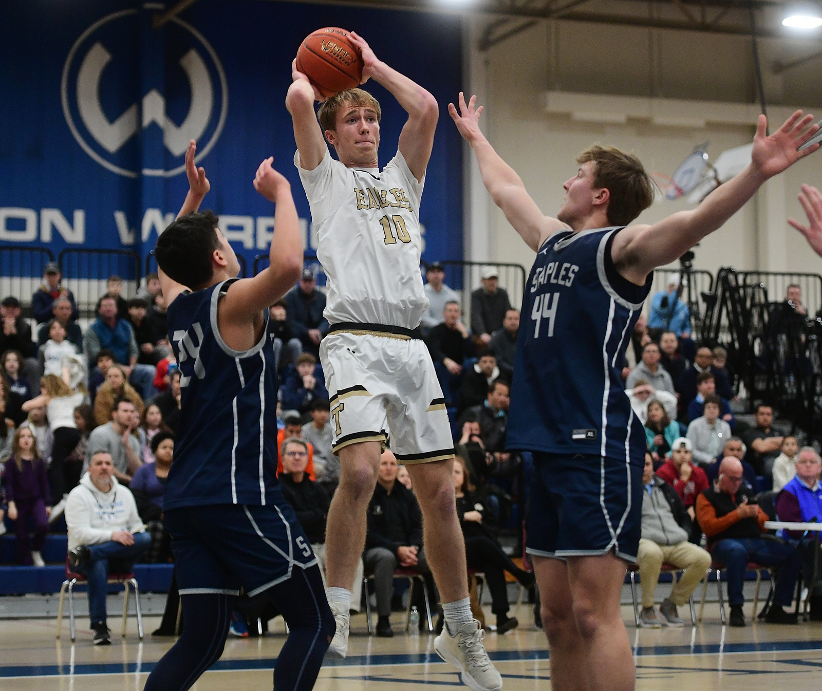 CT sports standout Owen Bull excels on court, pitch for Trumbull