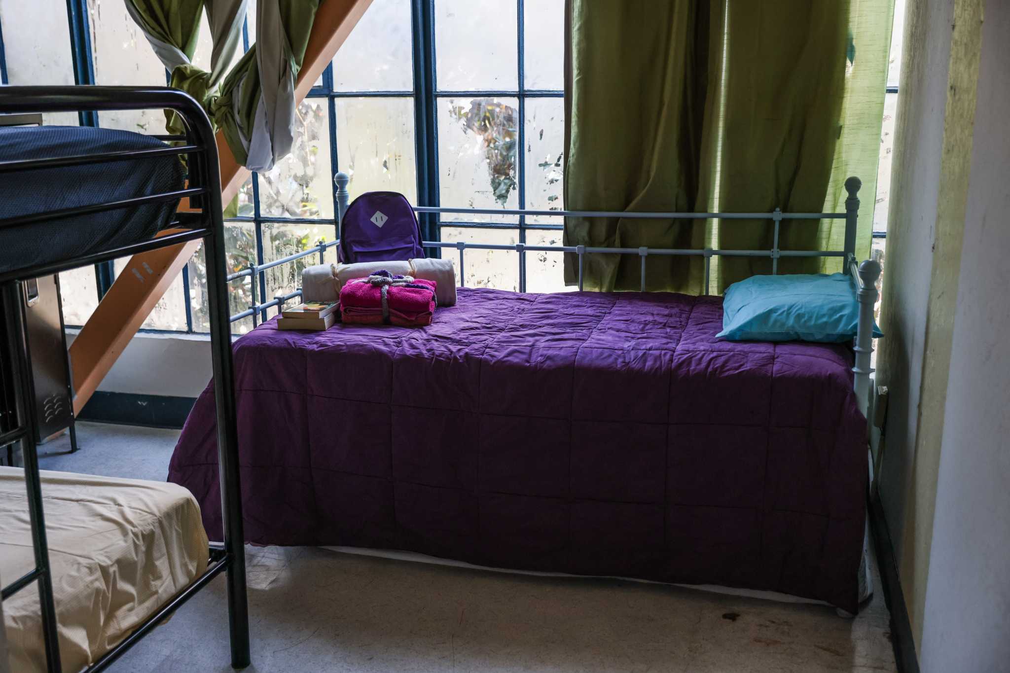 SF struggles to house homeless people despite more shelter beds