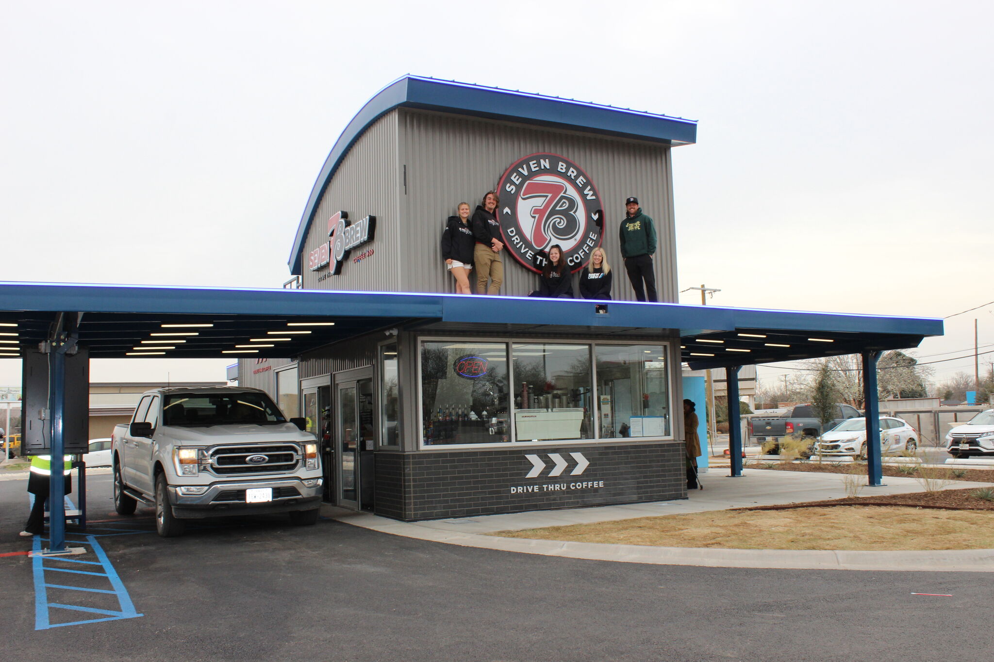 7 Brew Coffee opens first Midland stand, announced another