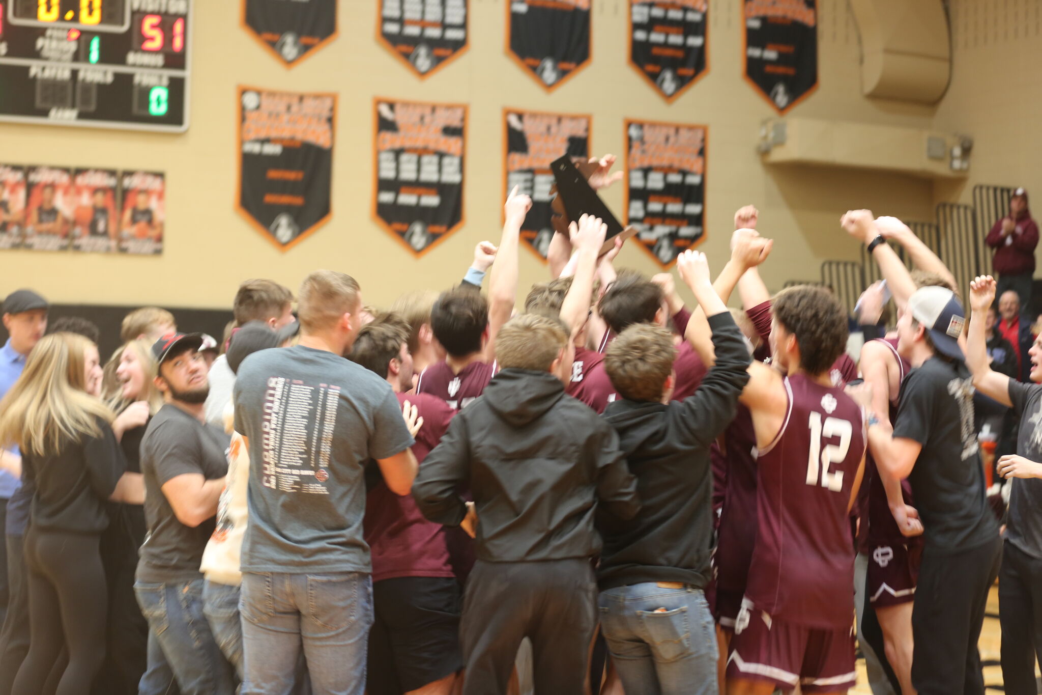 Carter Patrick hits game winner as Cass City wins district final