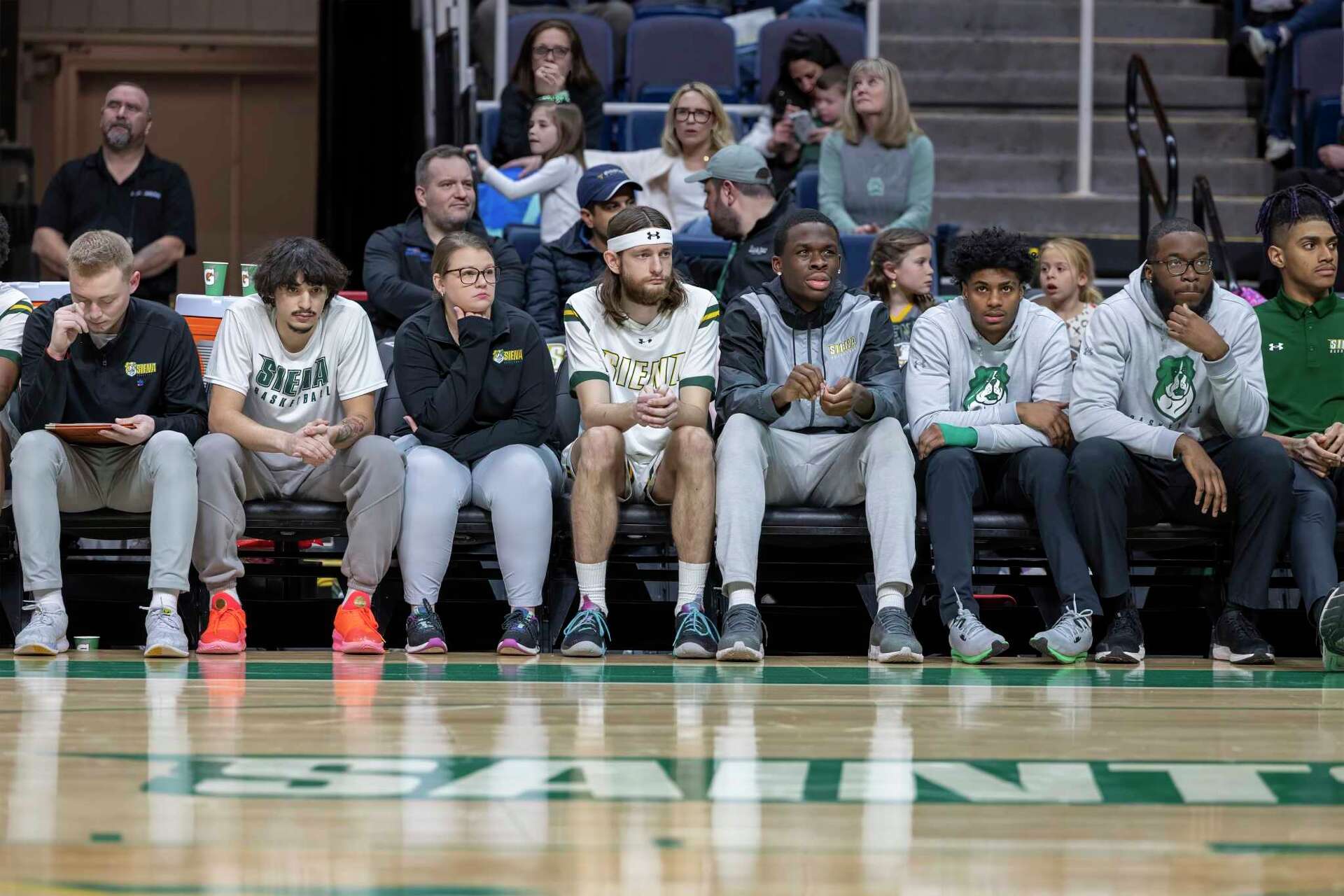 Siena basketball sends off walk-on Steven Lazar on Night