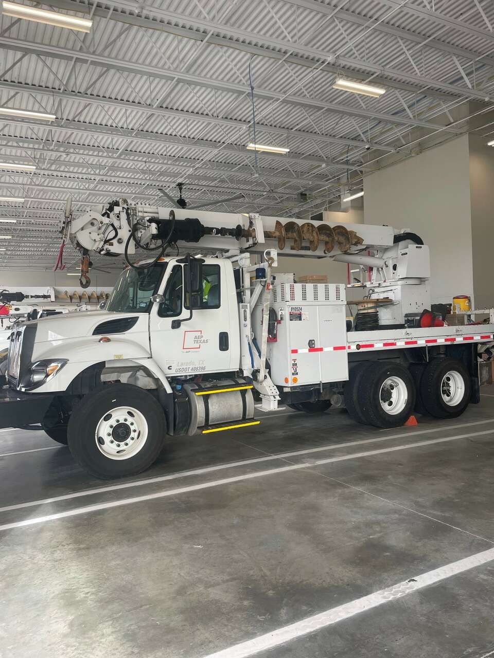 AEP Texas opens $35M Distribution Service Center in Laredo