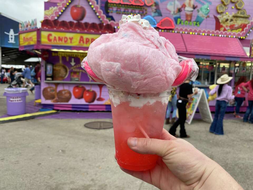 Tasting Houston rodeo's weirdest foods and sweetest treats