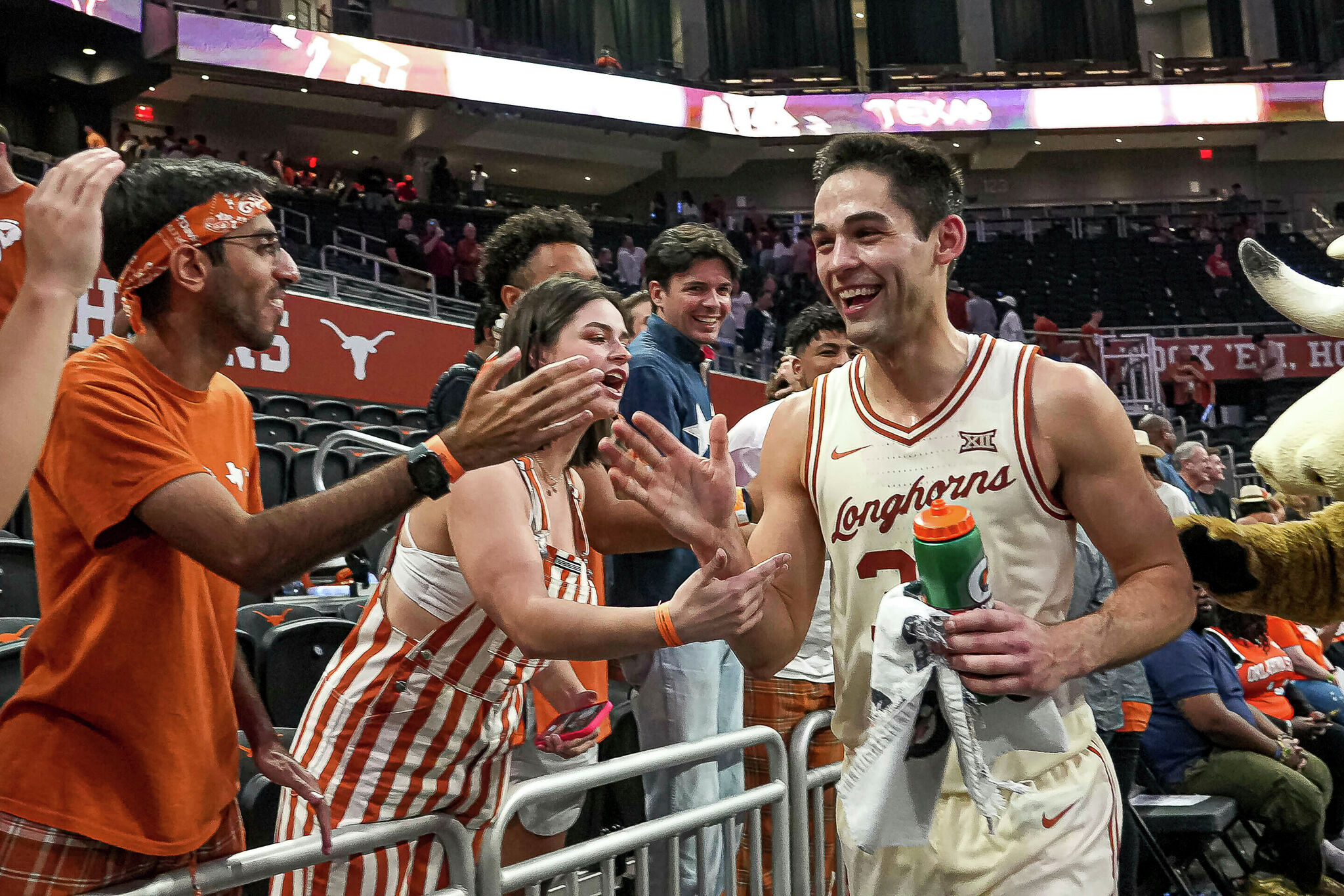 UT basketball: Brock Cunningham reflects on six years with Longhorns