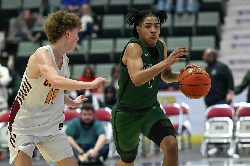 Green Tech wins third straight sectional title by dominating Colonie