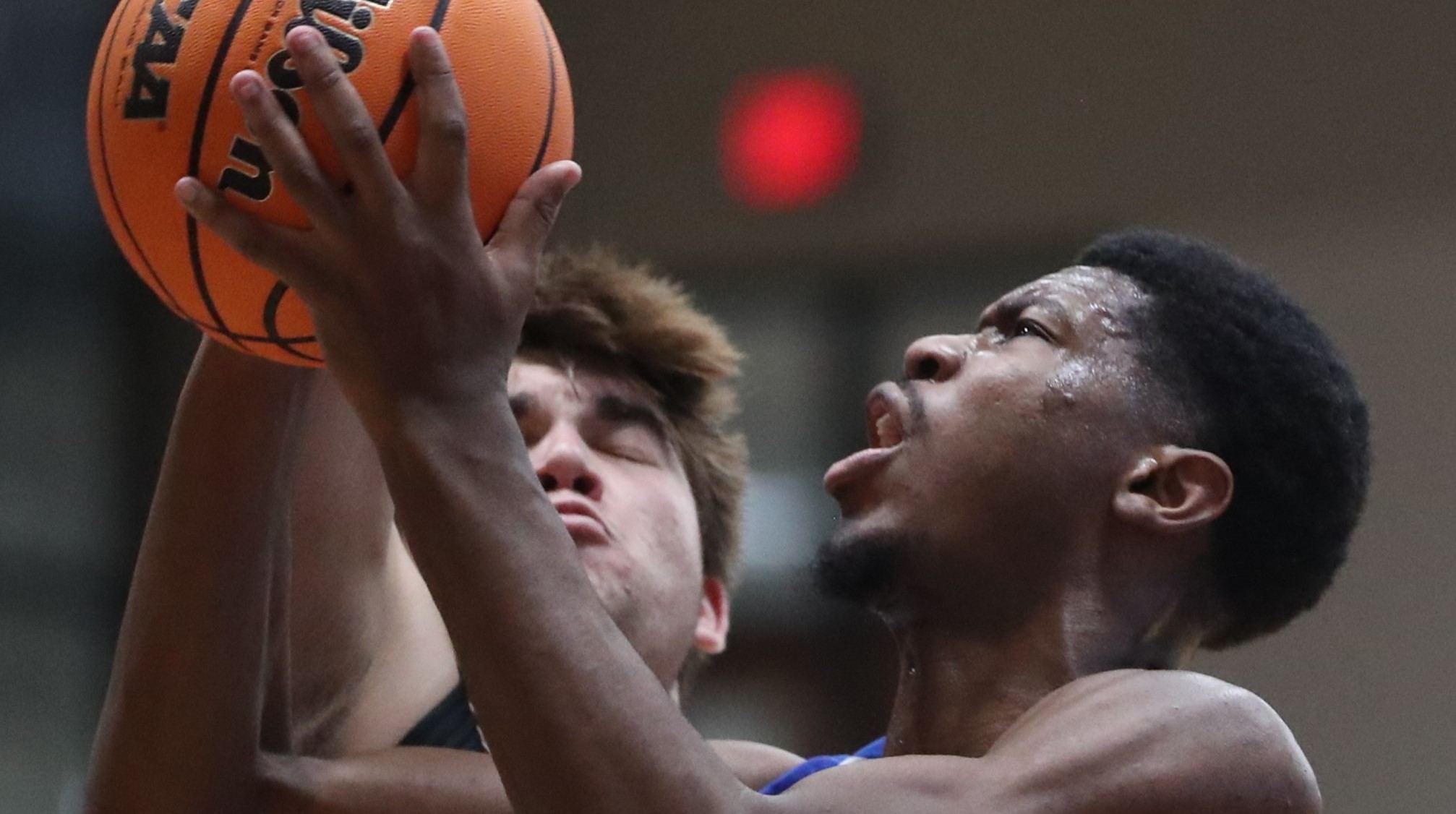 Illinois College men lose to Washington U. in OT
