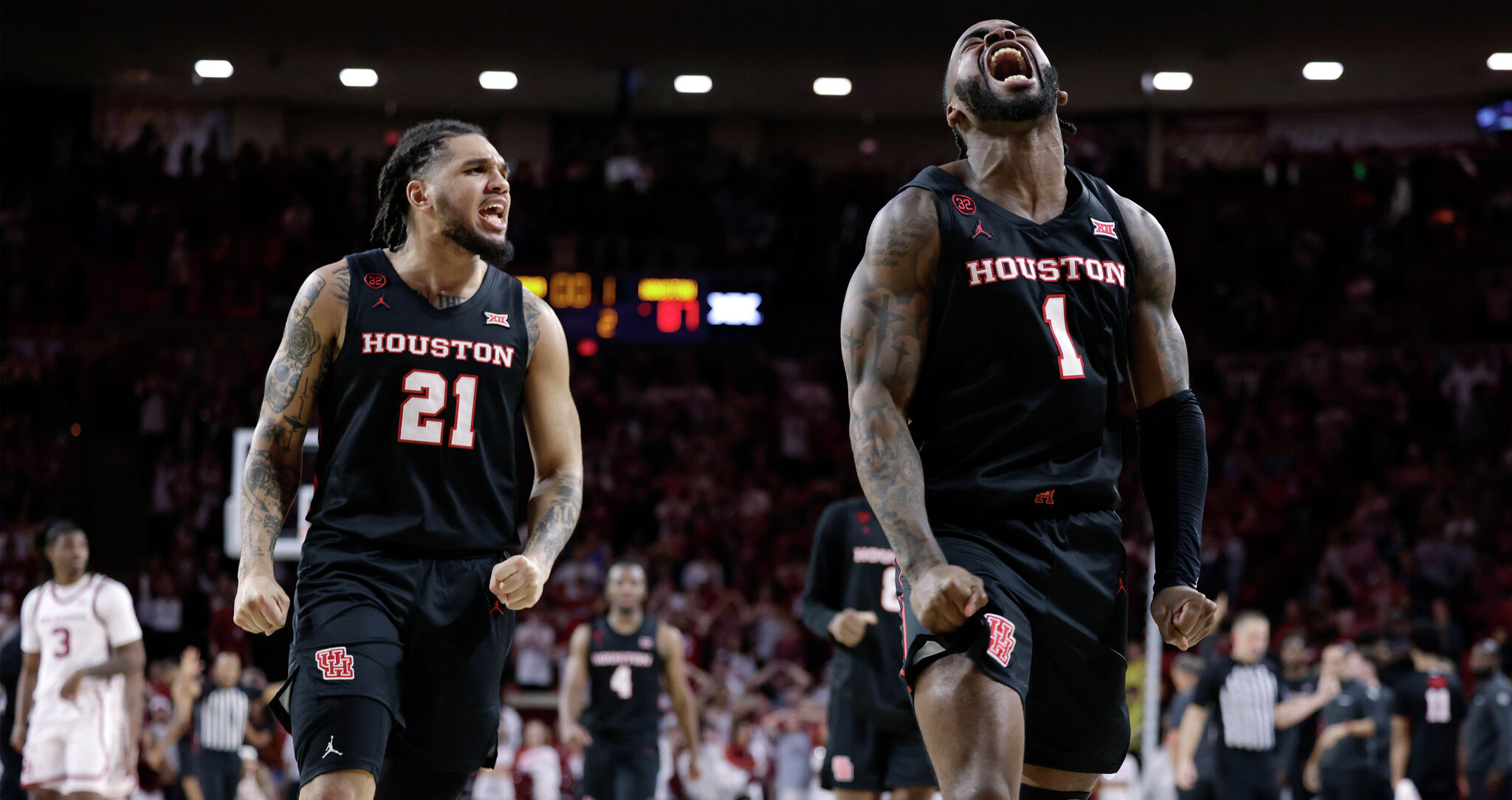 Jamal Shead lifts No. 1 UH Cougars past Oklahoma Sooners