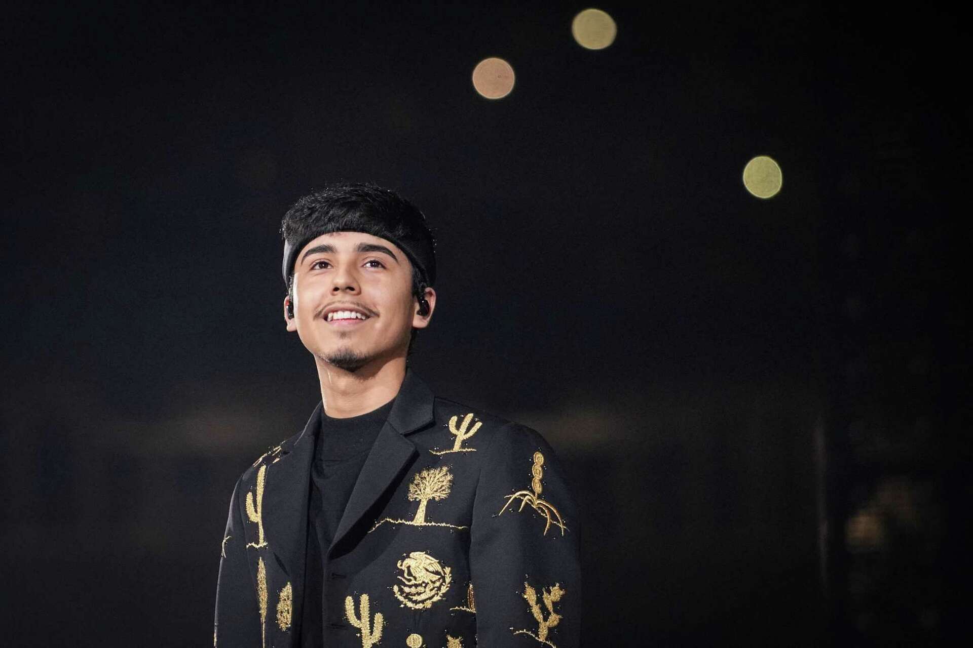 Houston Rodeo review: Ivan Cornejo makes 72K fans swoon at debut show