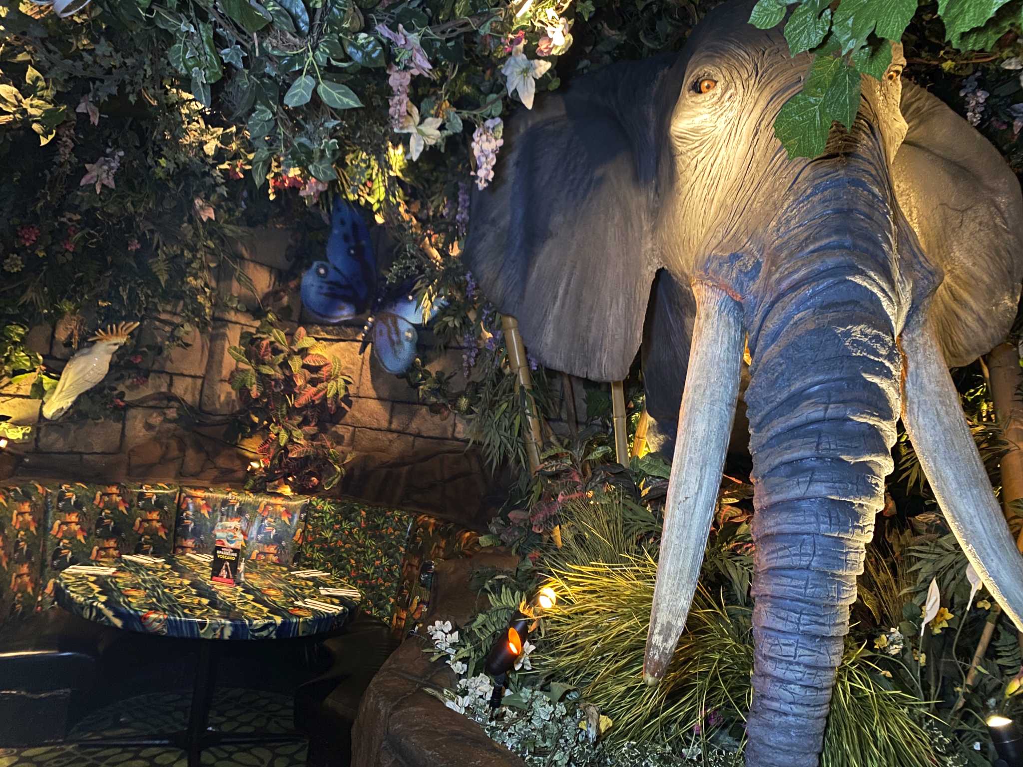 Rainforest Cafe marks 30th anniversary with party on Oct. 23