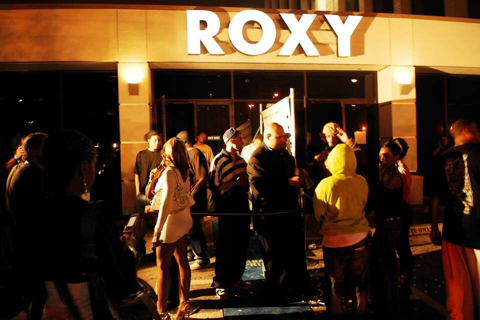 New Houston bar keeps its nightclub history