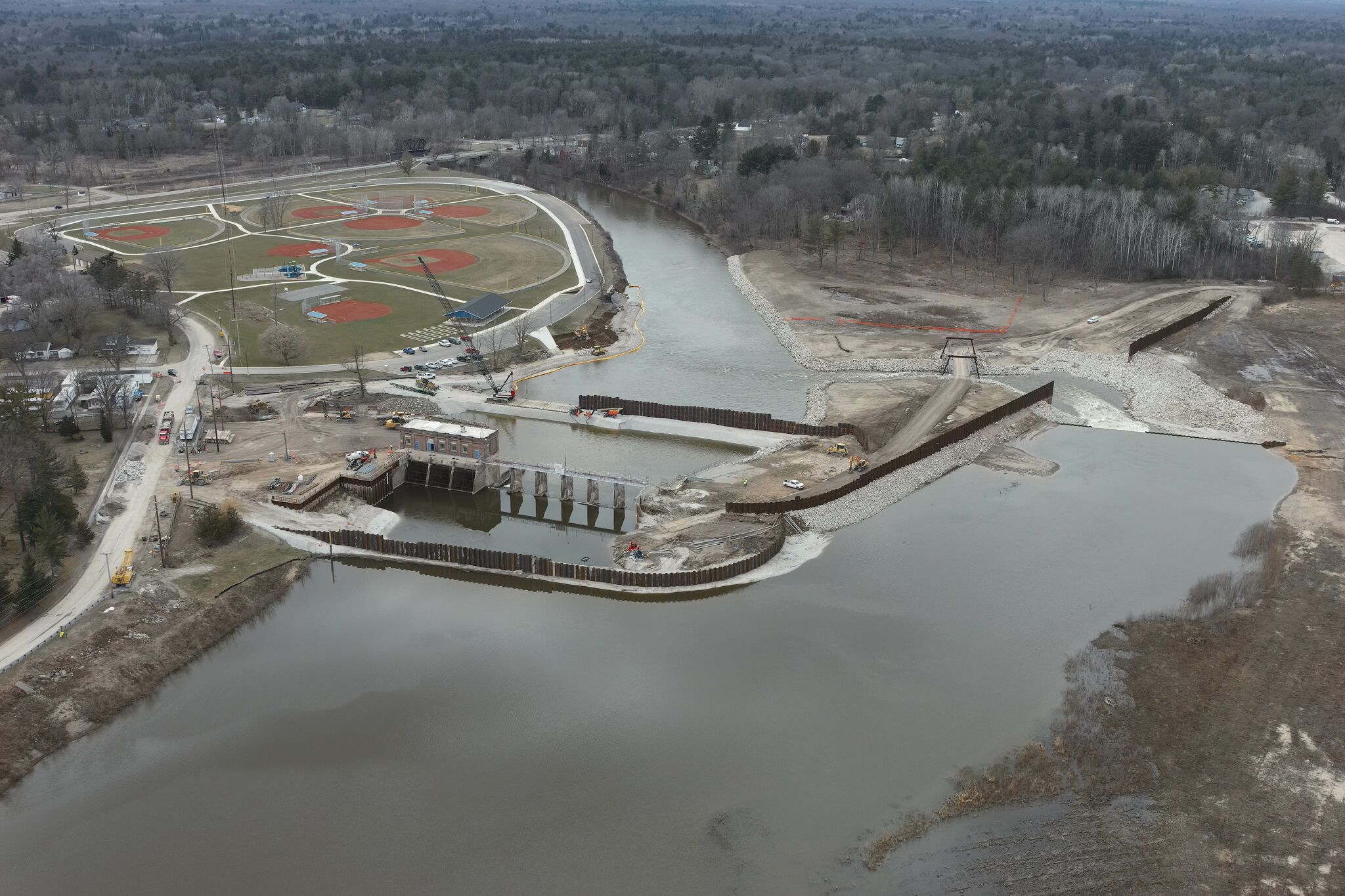Construction on dams suspended due to appeal