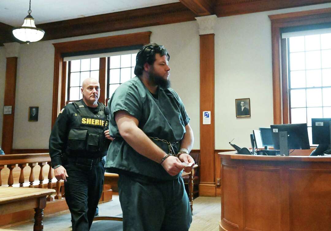 Charge: Saratoga man ignored court order when he killed ex-girlfriend