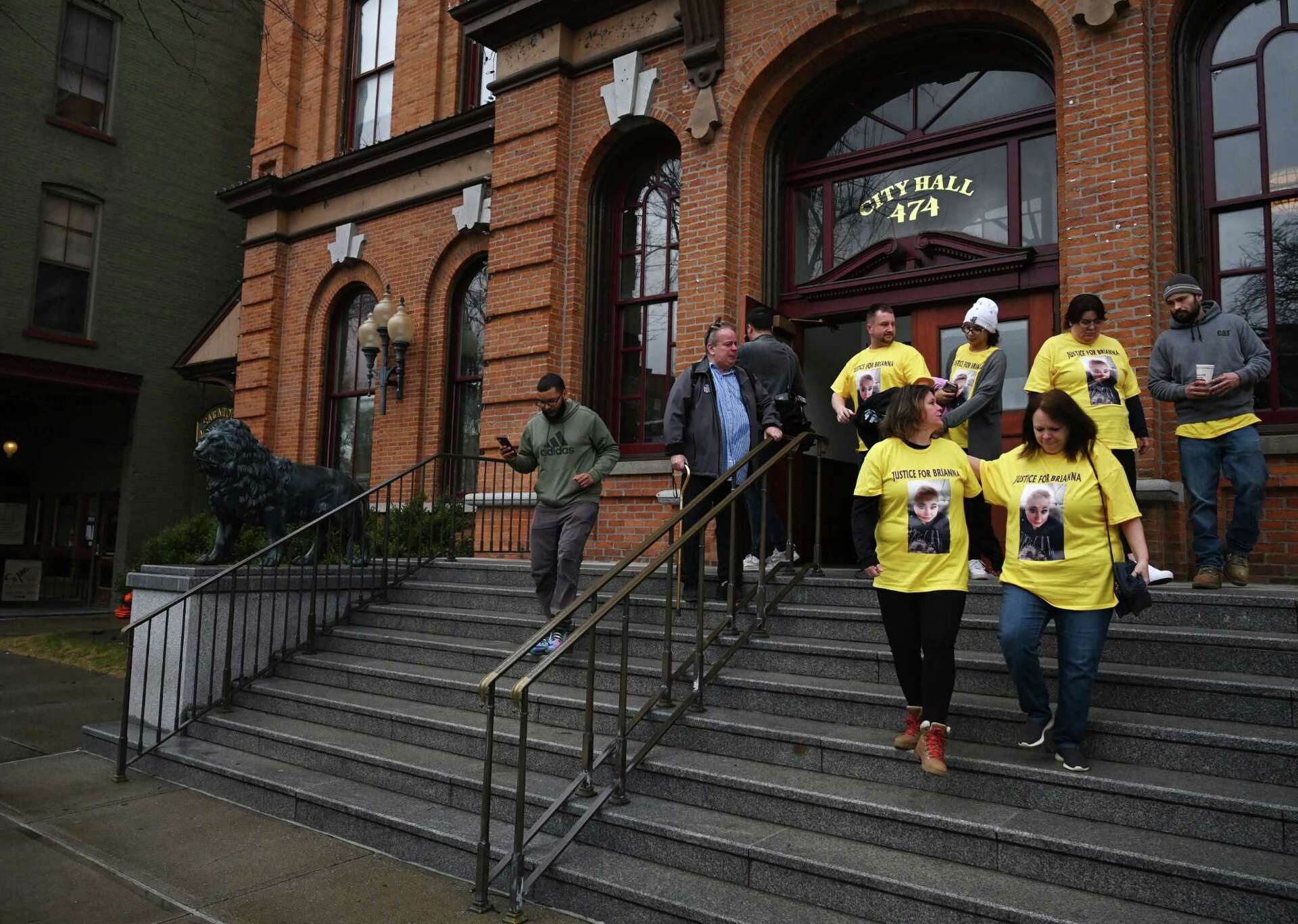 Sebastian Mabb, charged with killing Brianna Craig, appears in court