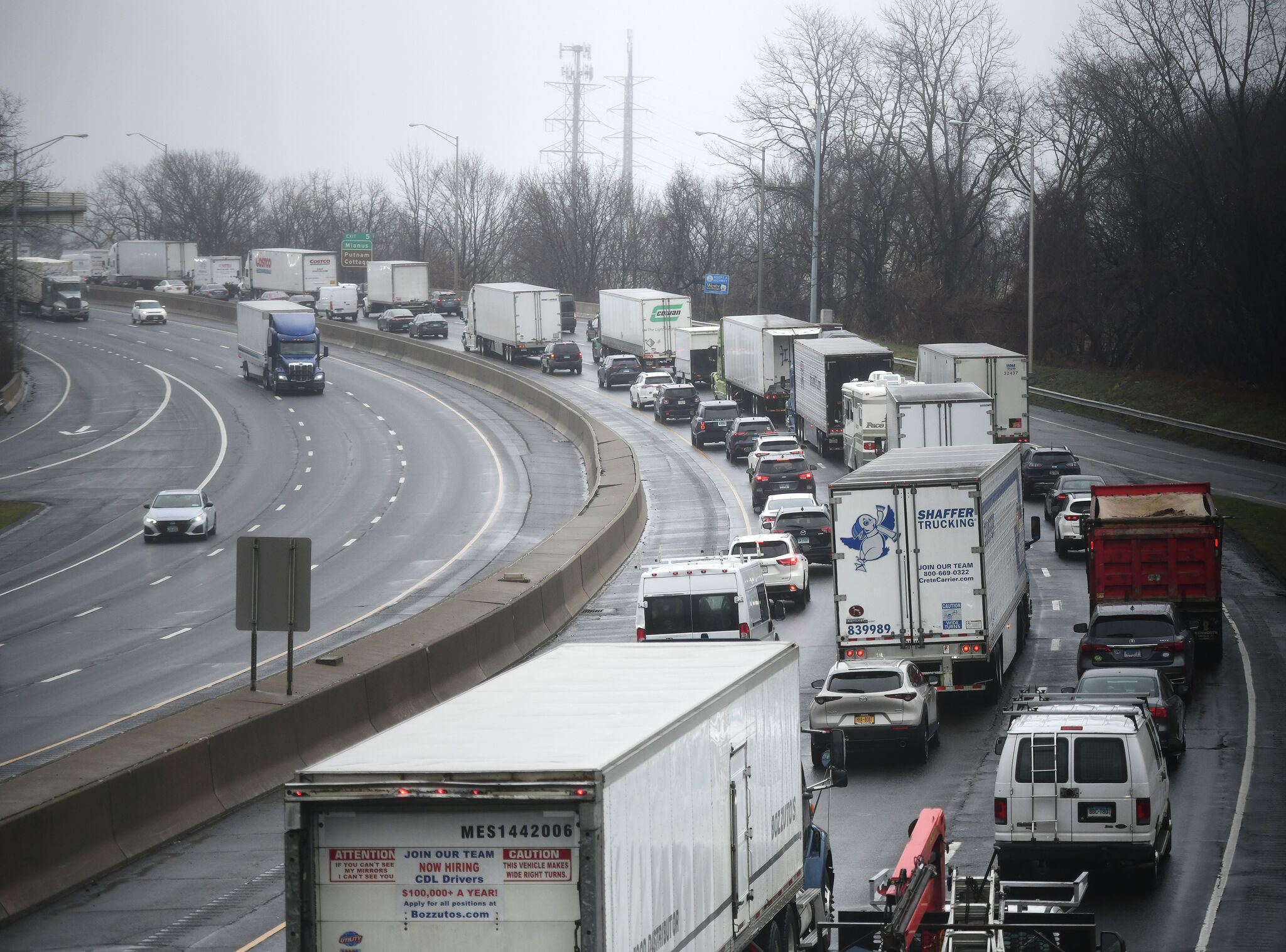 CT's DMV warns rubbernecking can cause crashes. Why do drivers do it?