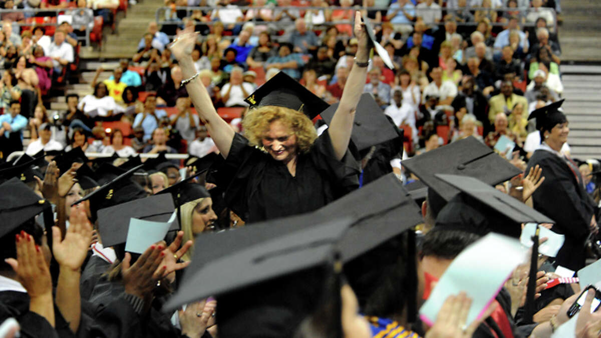 Lamar University Students Graduate
