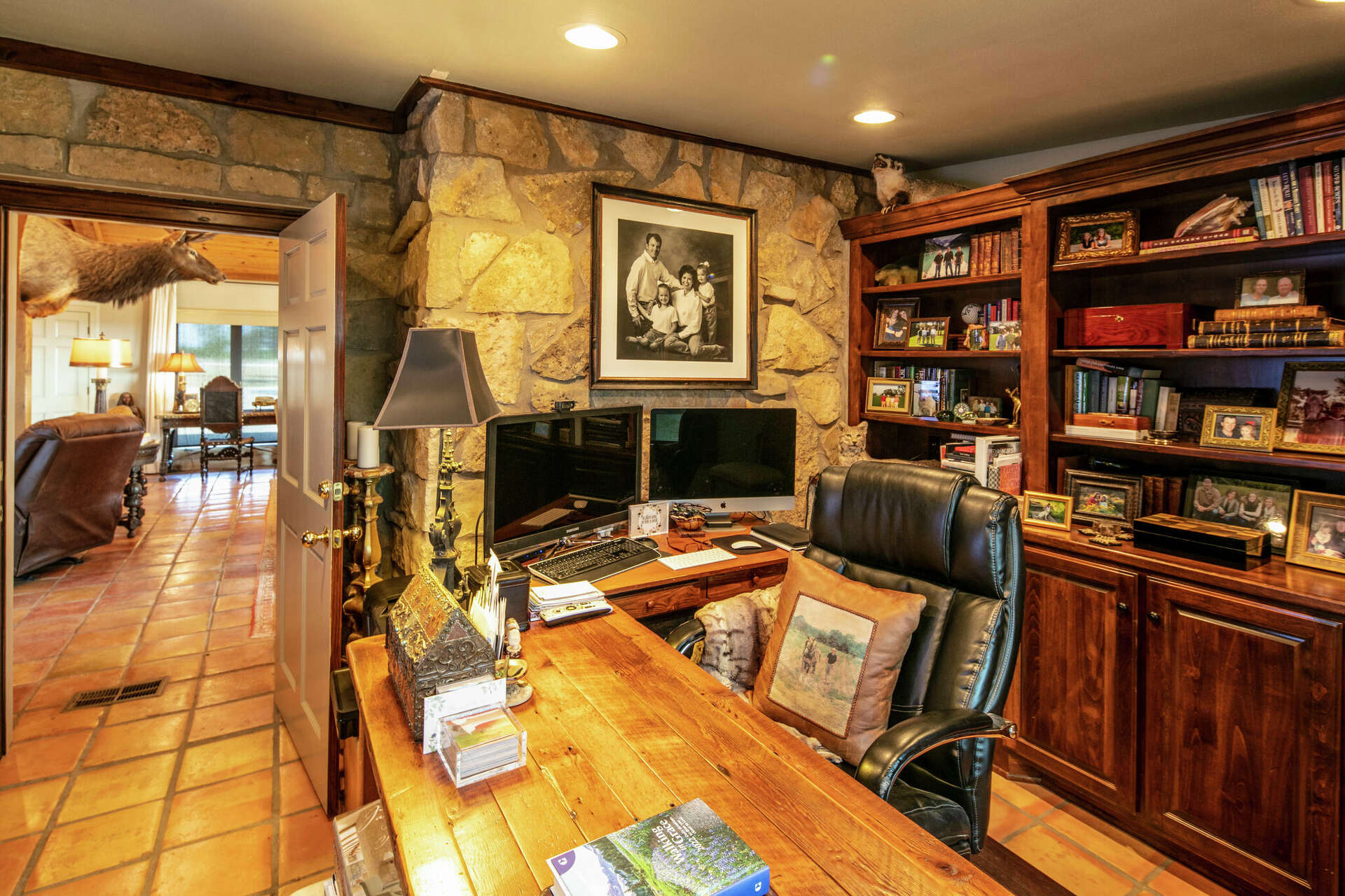 Massive Texas ranch with 54 wind turbines lists for $39M