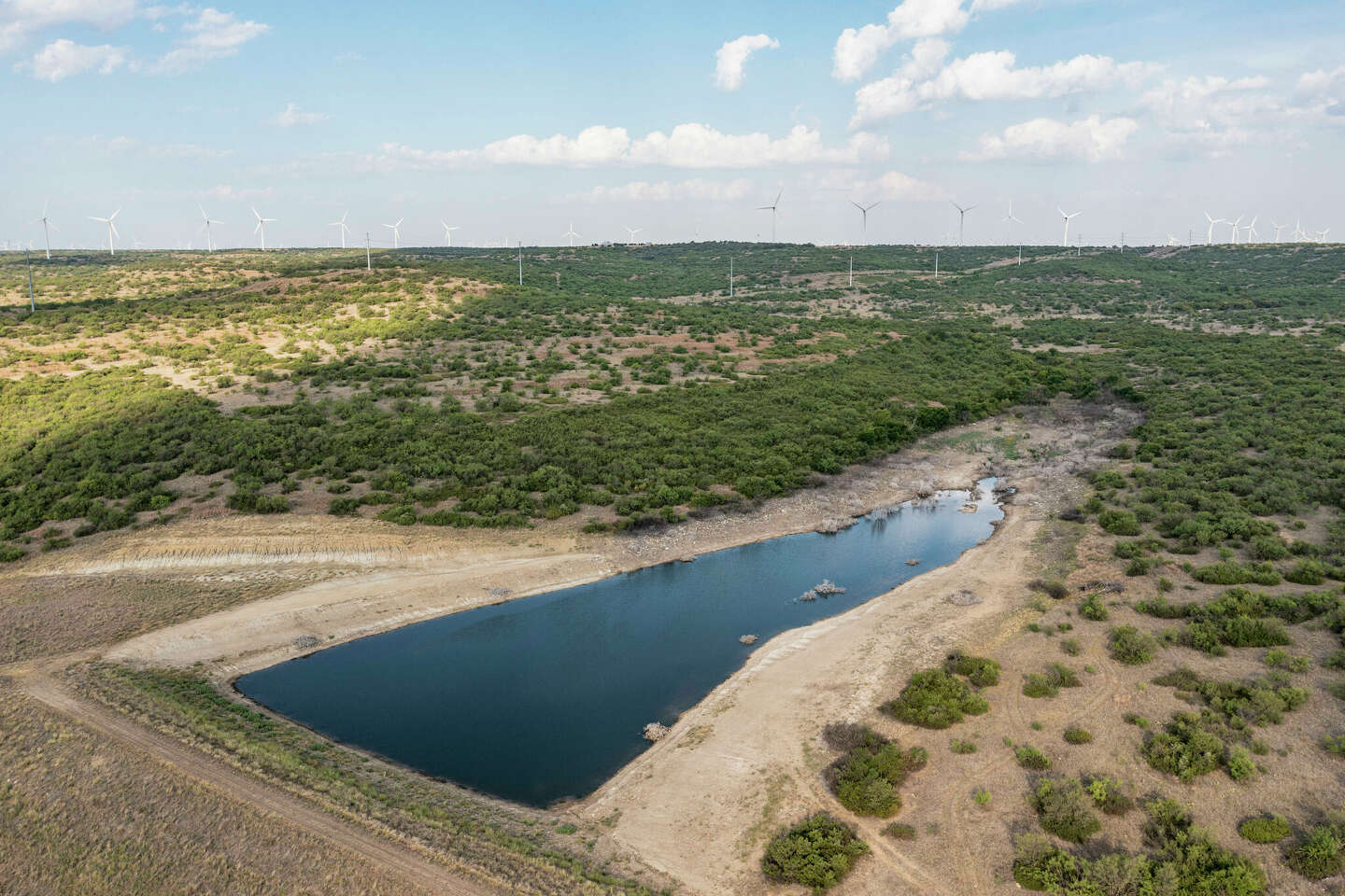 Massive Texas ranch with 54 wind turbines lists for $39M