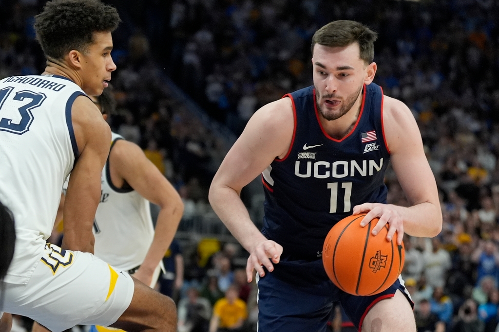 How UConn men's basketball's Alex Karaban broke out of shooting slump