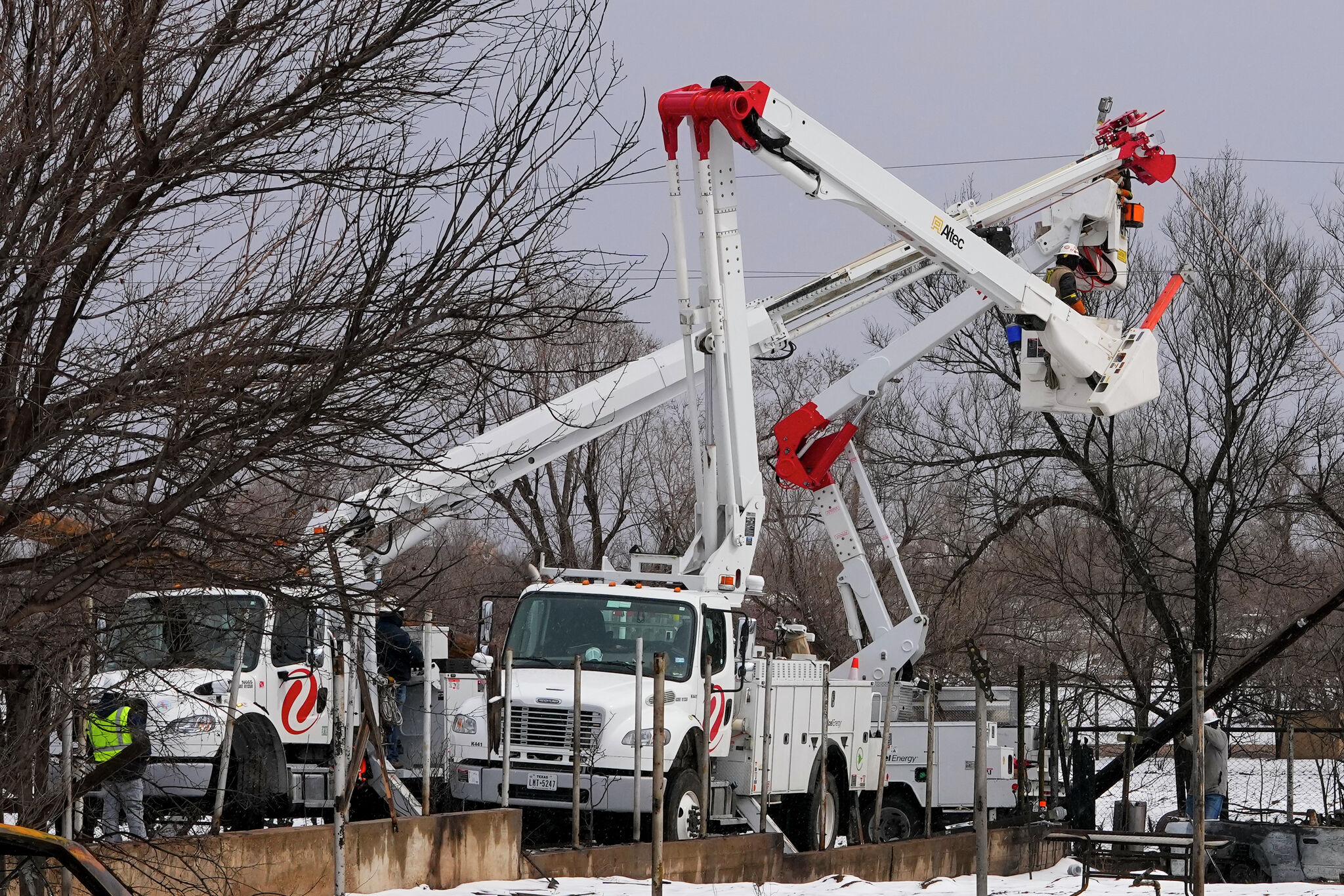 Xcel Energy says its equipment sparked massive Texas Panhandle fire