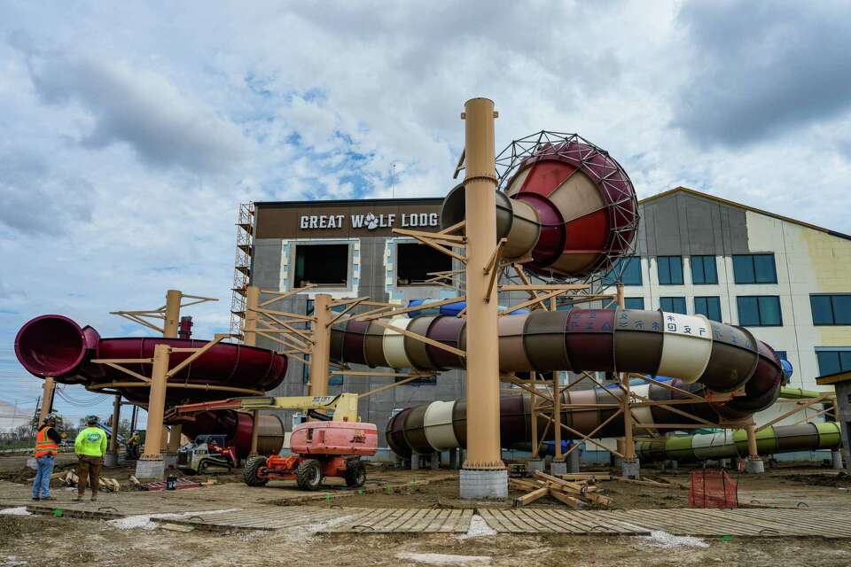 Great Wolf Lodge in Houston announces new opening date and new ride