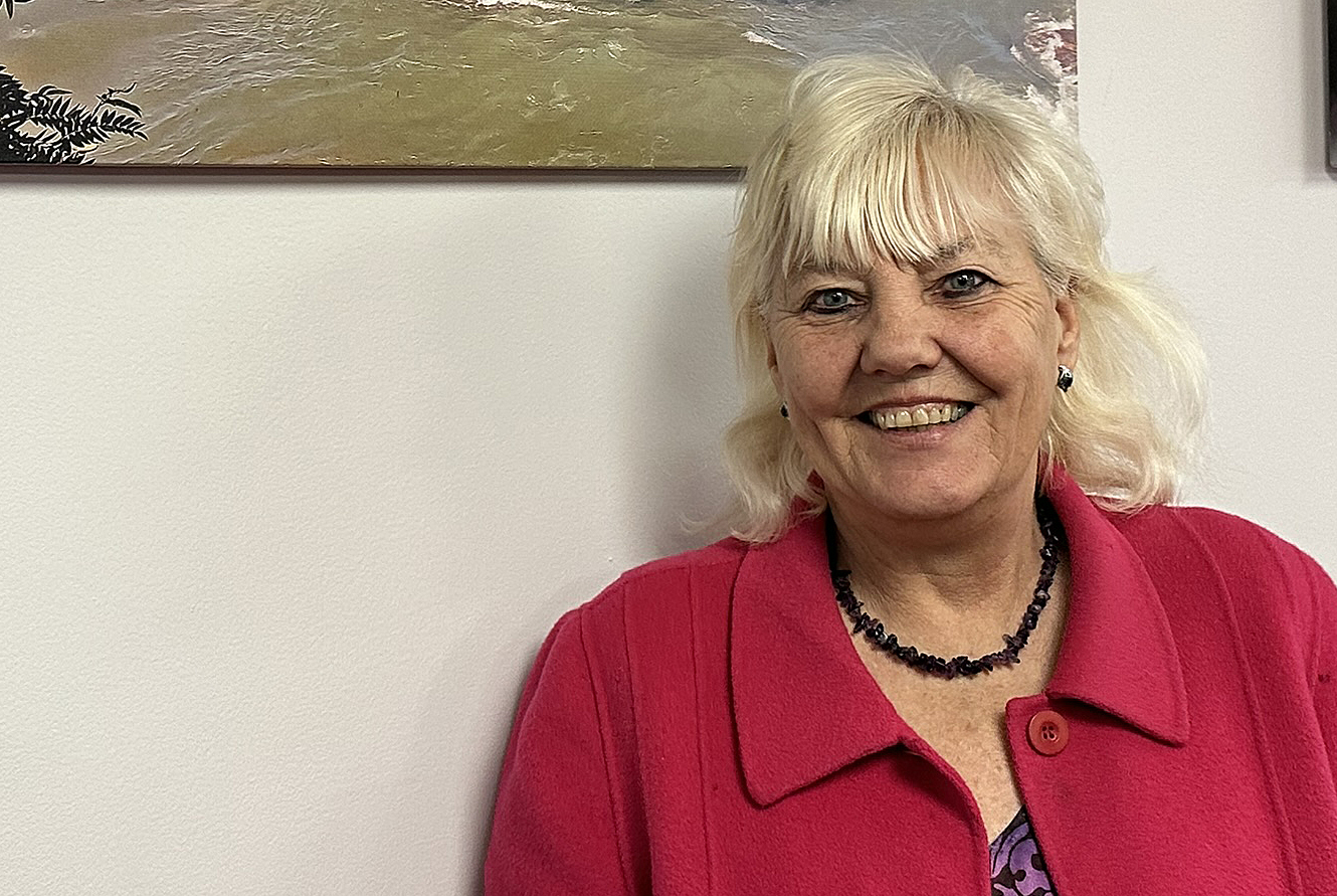 Longtime Tribune sales representative Sally Drossos retires
