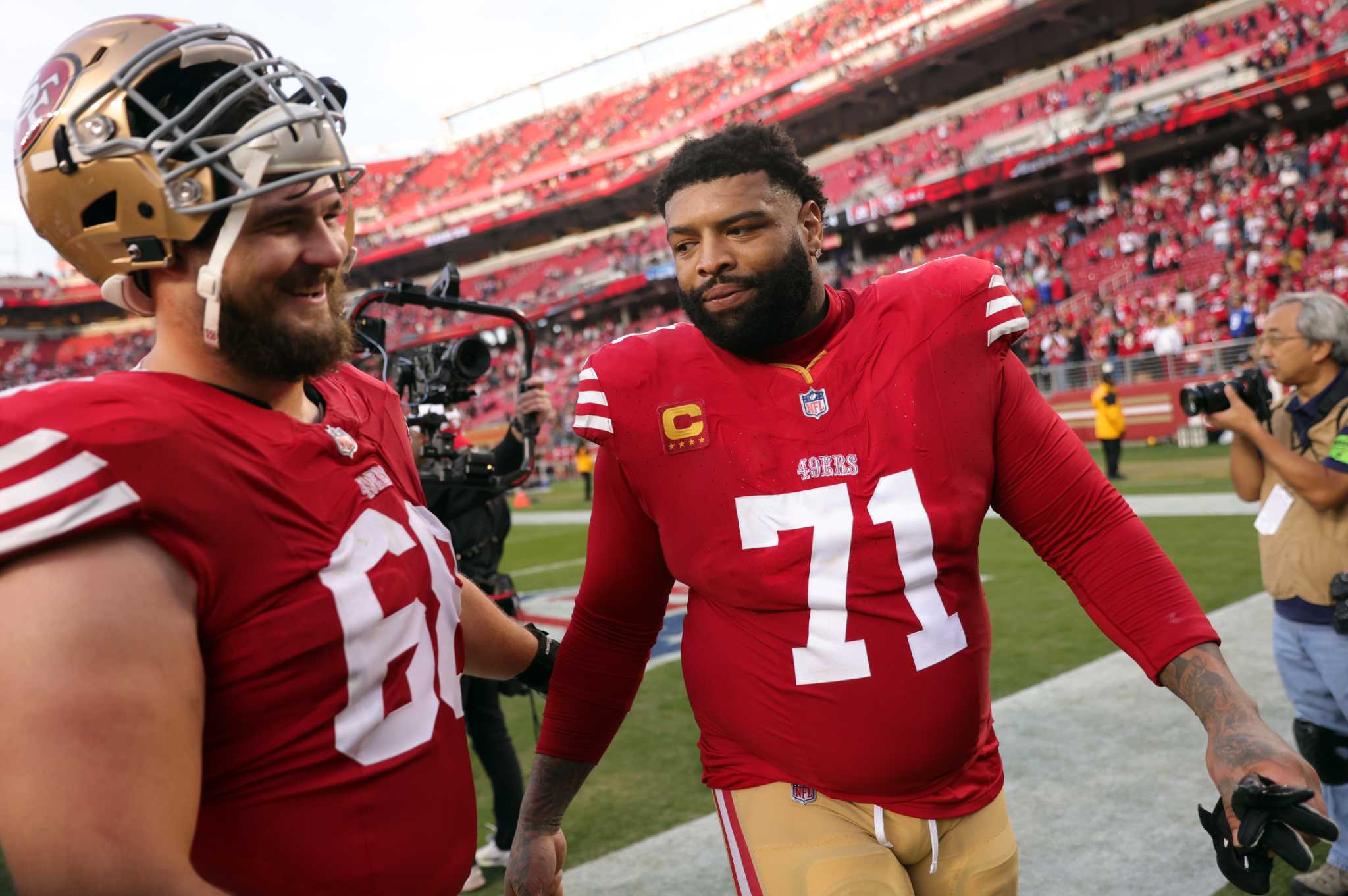 49ers sign right tackle Colton McKivitz to extension after uneven year