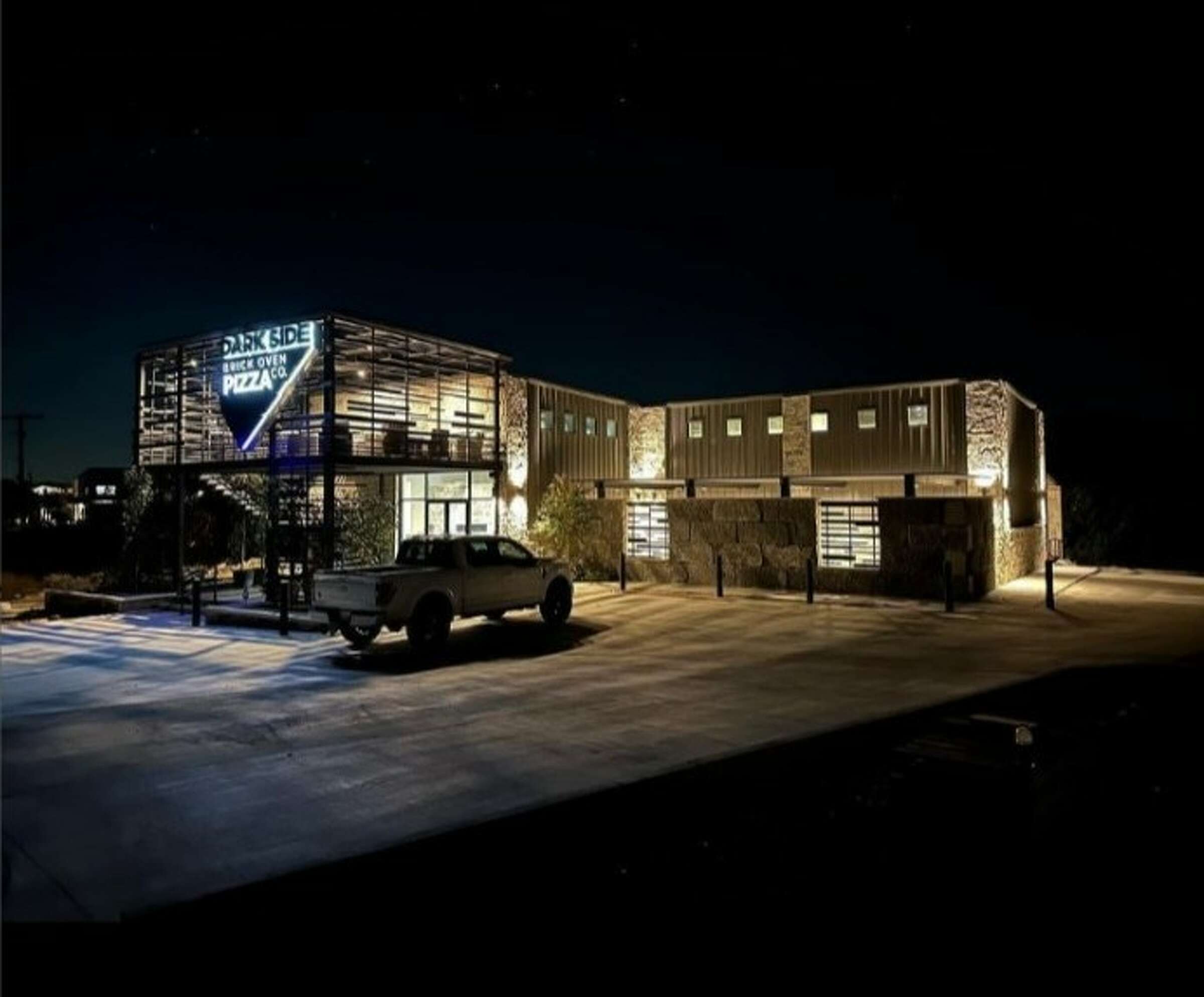 Darkside Brick Oven Pizza opens with 'Back to the Future' reunion