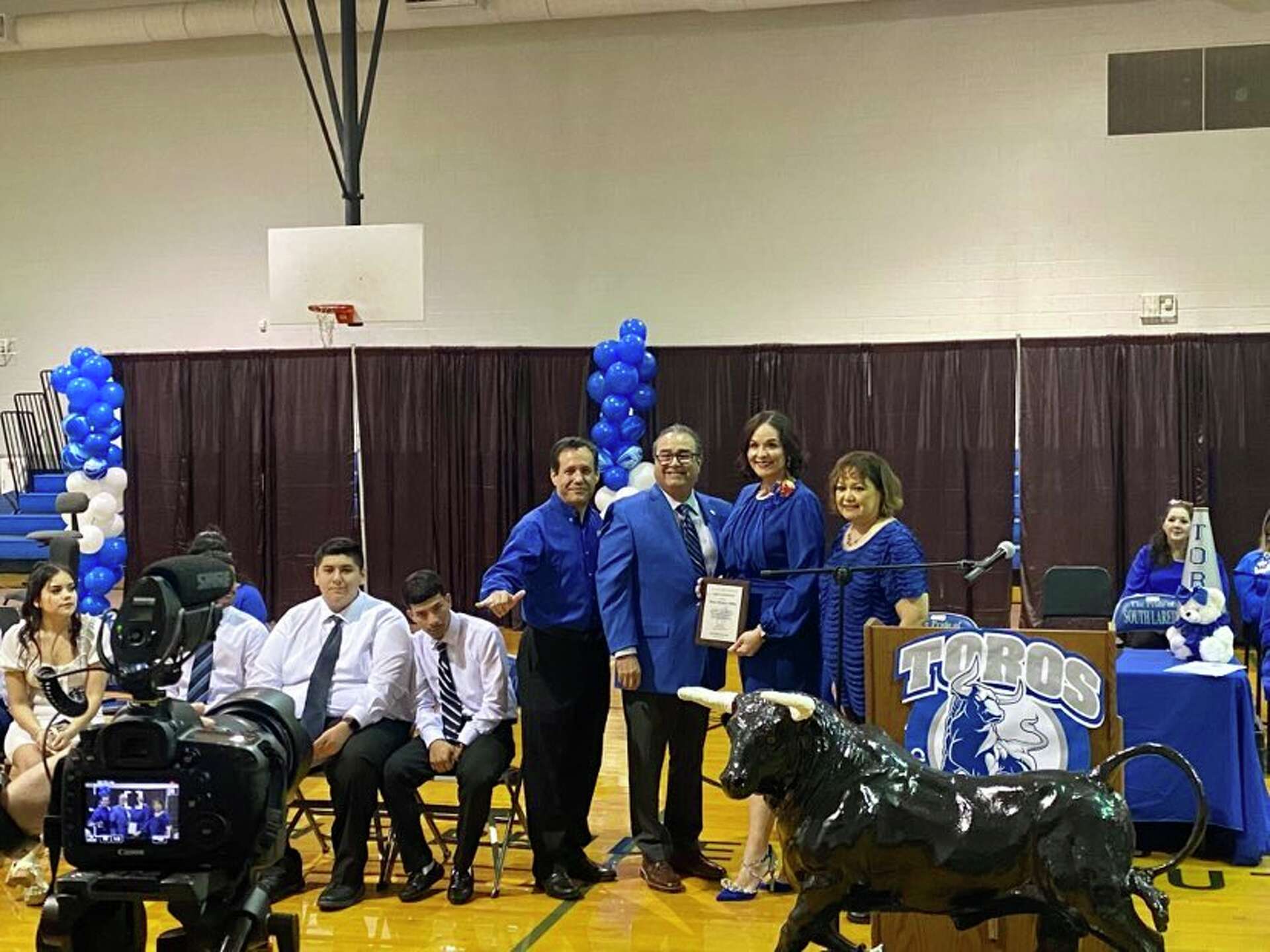 Laredo's Cigarroa High inducts 10 alumni as Toro Legends for 2024
