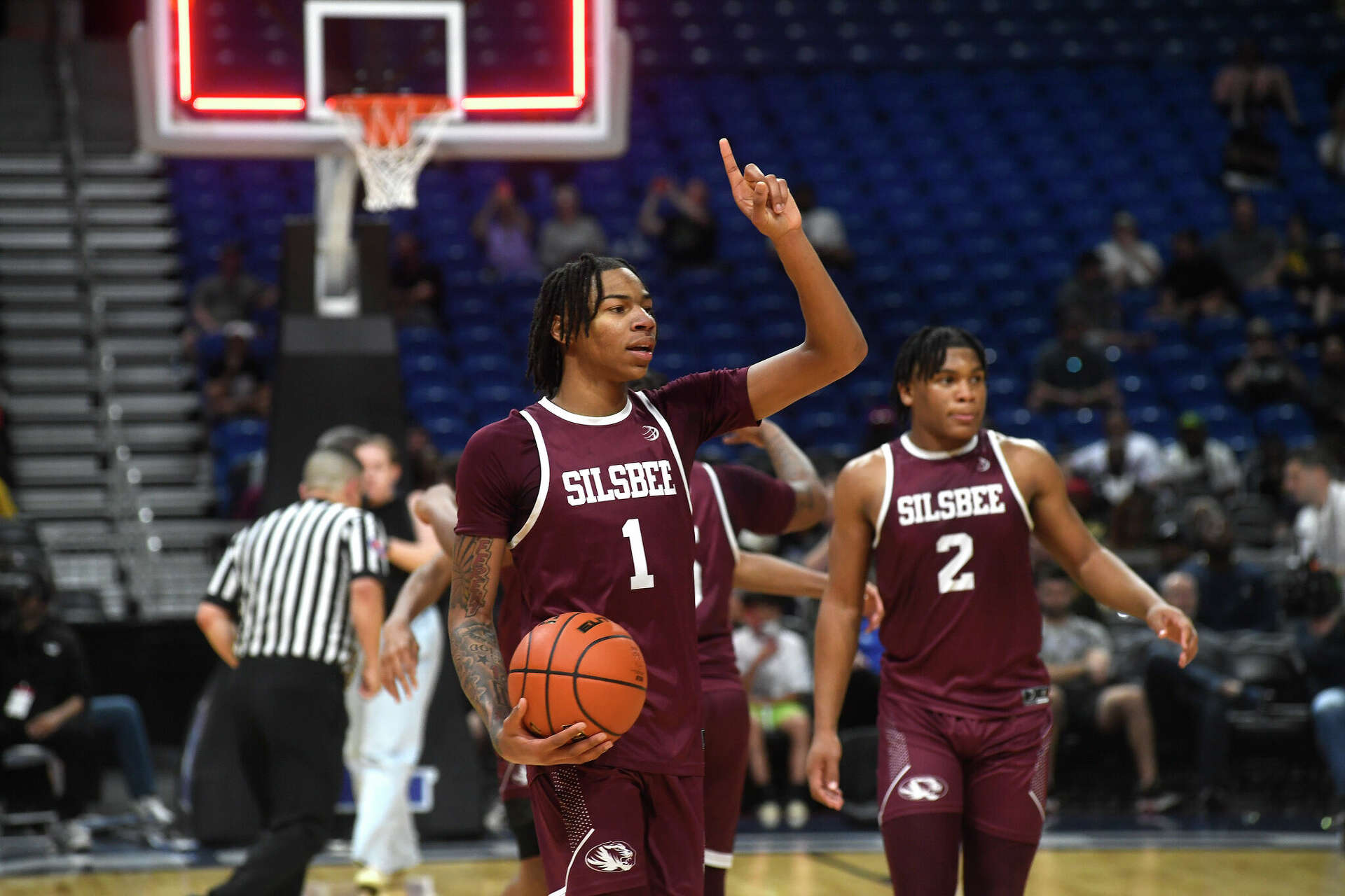 Silsbee senior guards etch their own state legacy during semifinal win