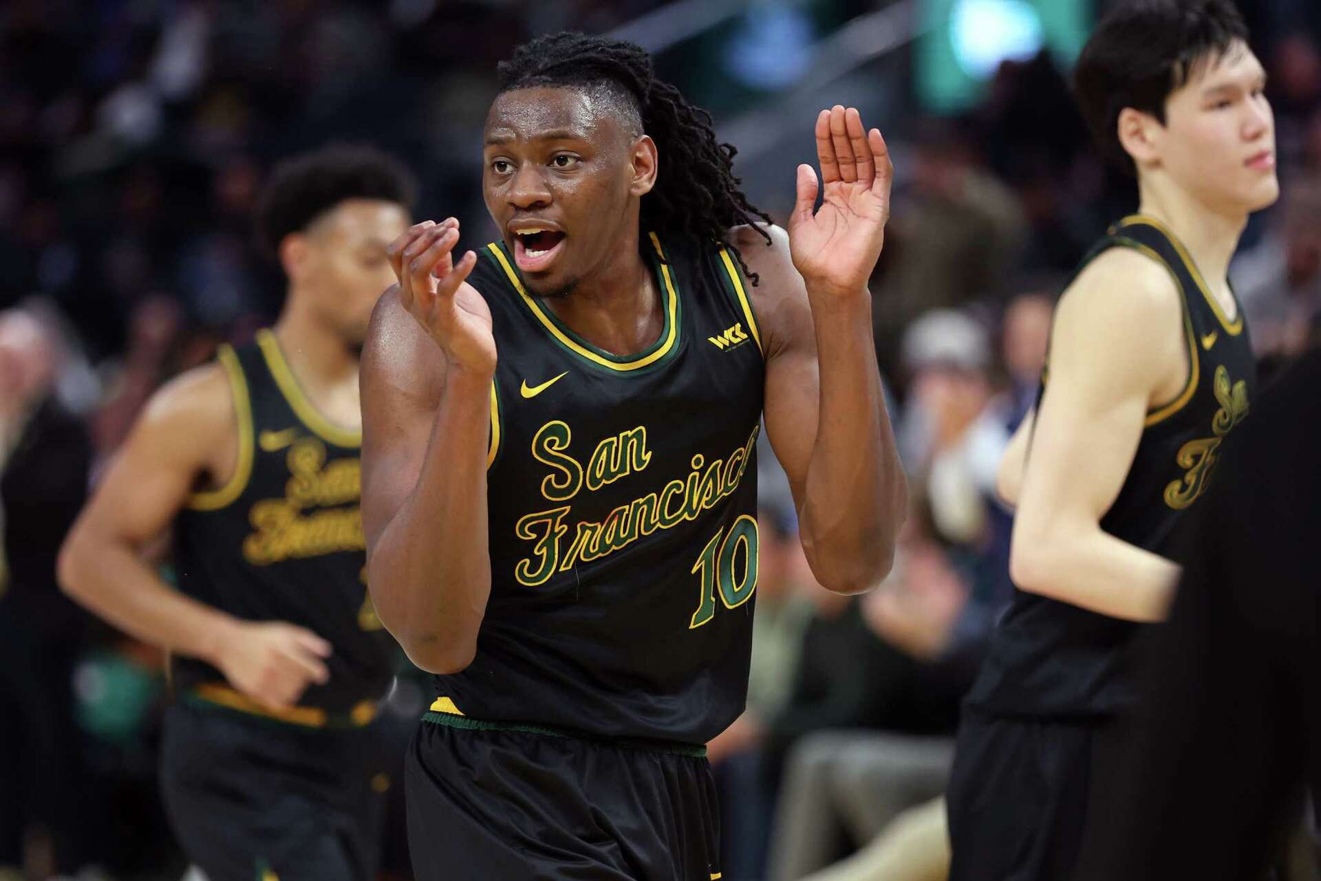 Jonathan Mogbo flourishes at USF, fifth school in 5 years, 5 states