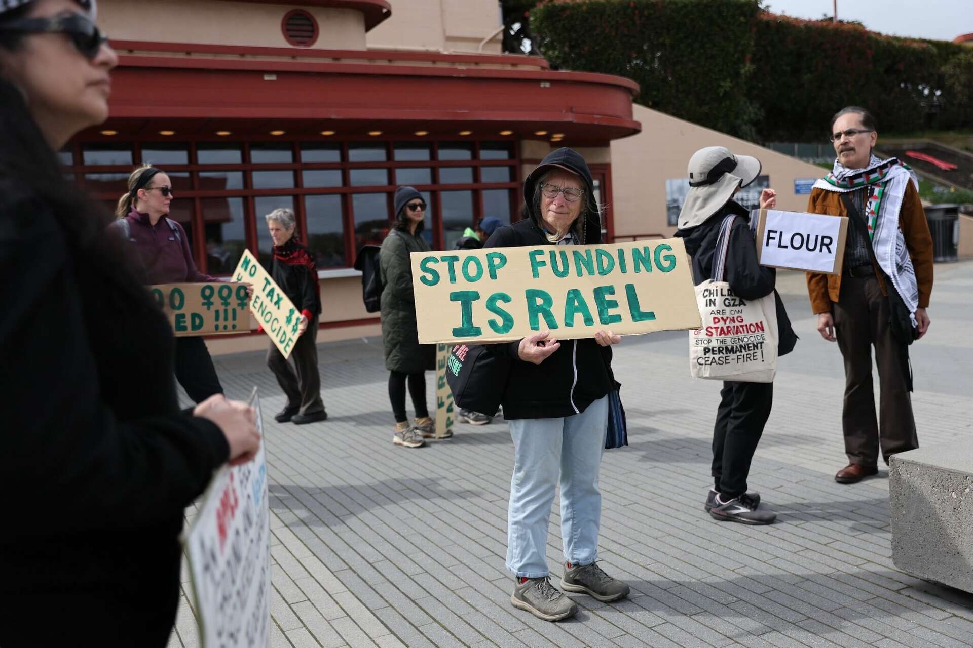More than 100 march for Gaza with Code Pink on Golden Gate Bridge