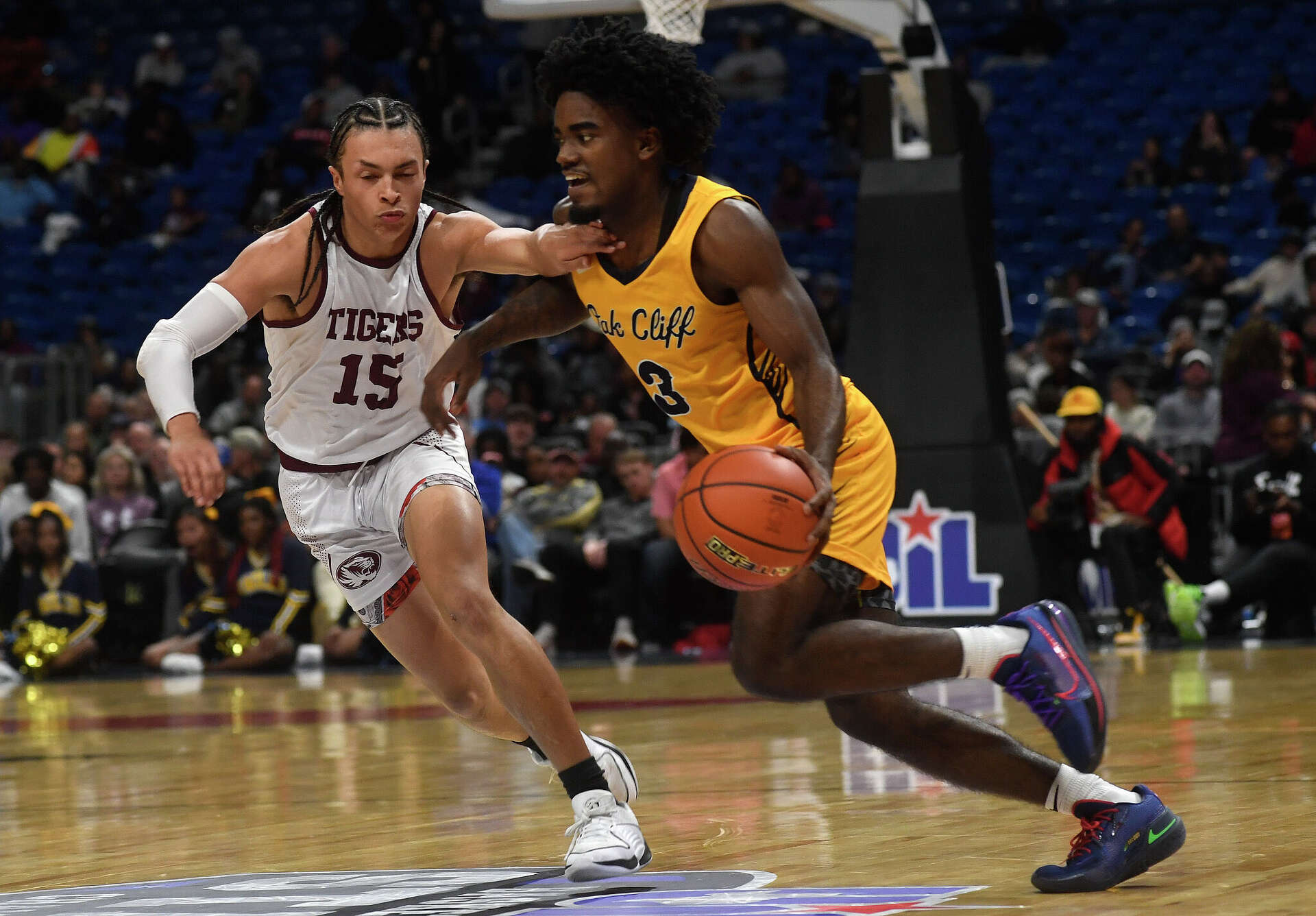 Boys basketball playoffs: Silsbee Tigers drop state title game