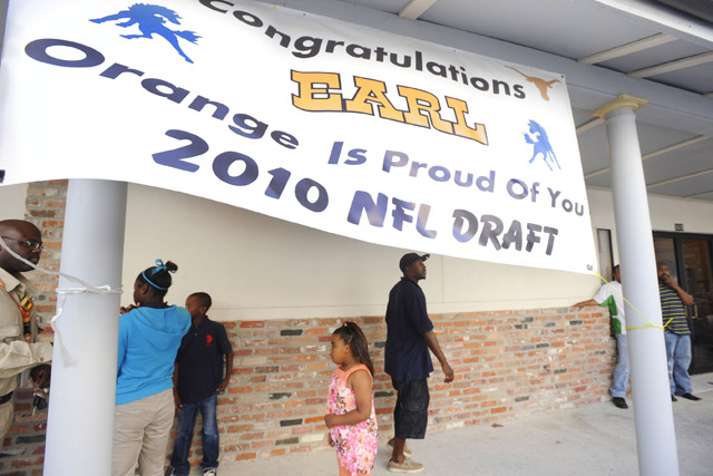 Seahawks draft Orange's Thomas