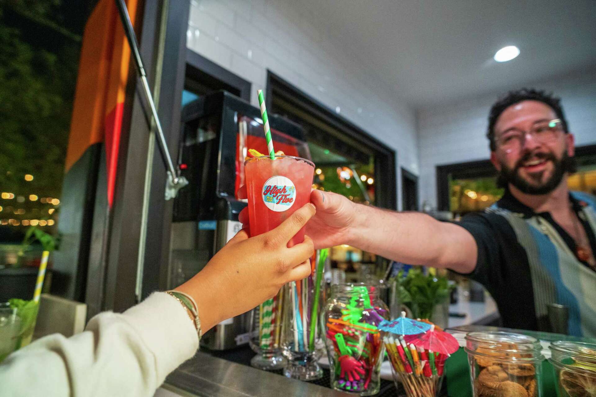 New Houston bar High Five Mini Bar opening in shipping container