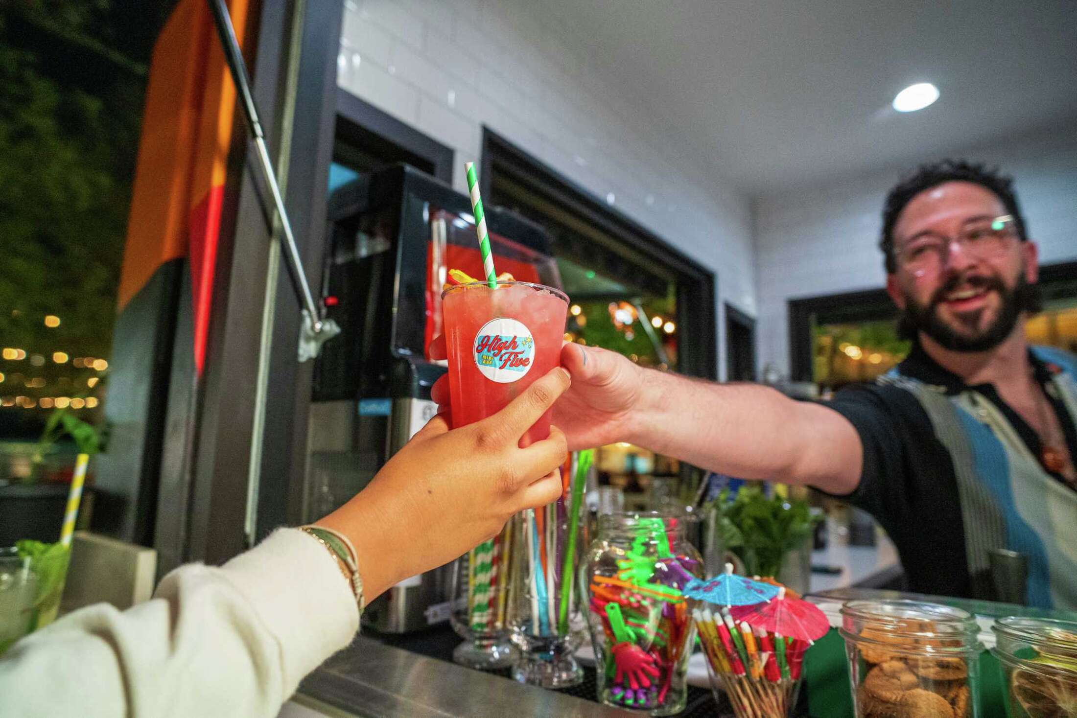 New Houston bar High Five Mini Bar opening in shipping container