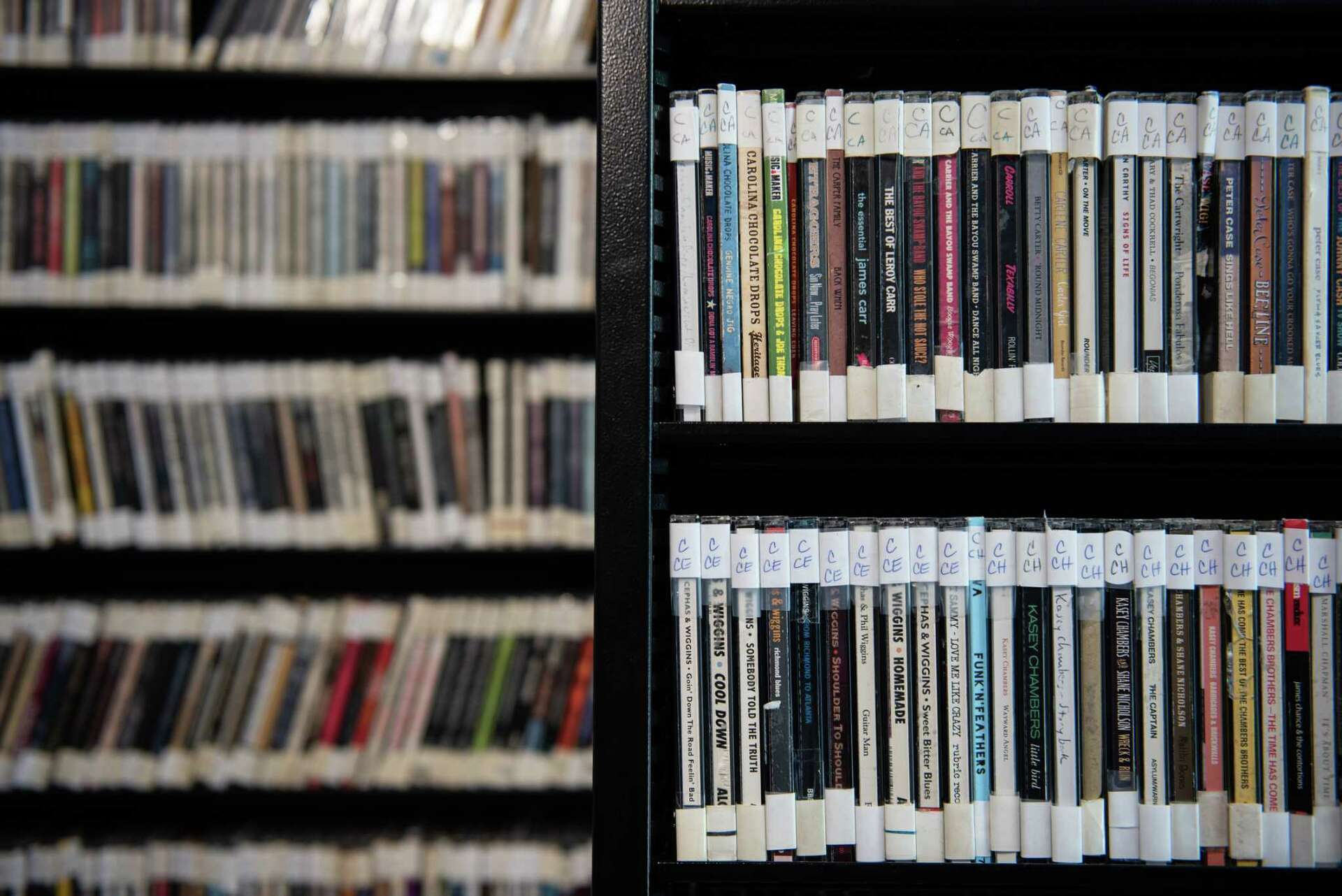 KEXP Seattle sets date for first Bay Area radio broadcast