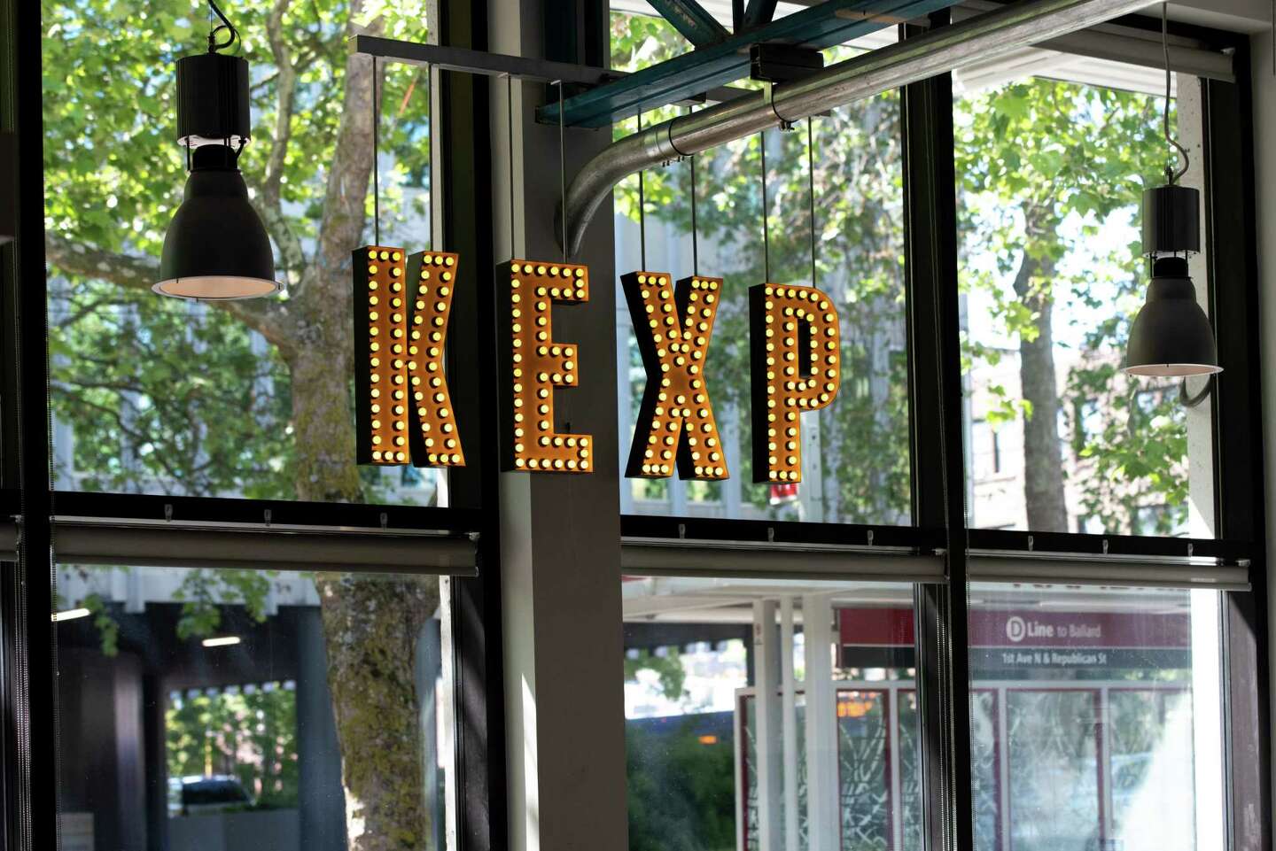 KEXP Seattle sets date for first Bay Area radio broadcast