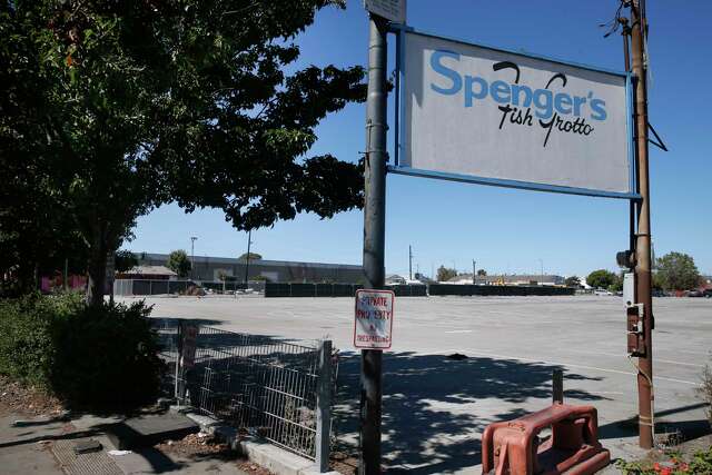 Controversial Berkeley shellmound burial site to be returned to Ohlone