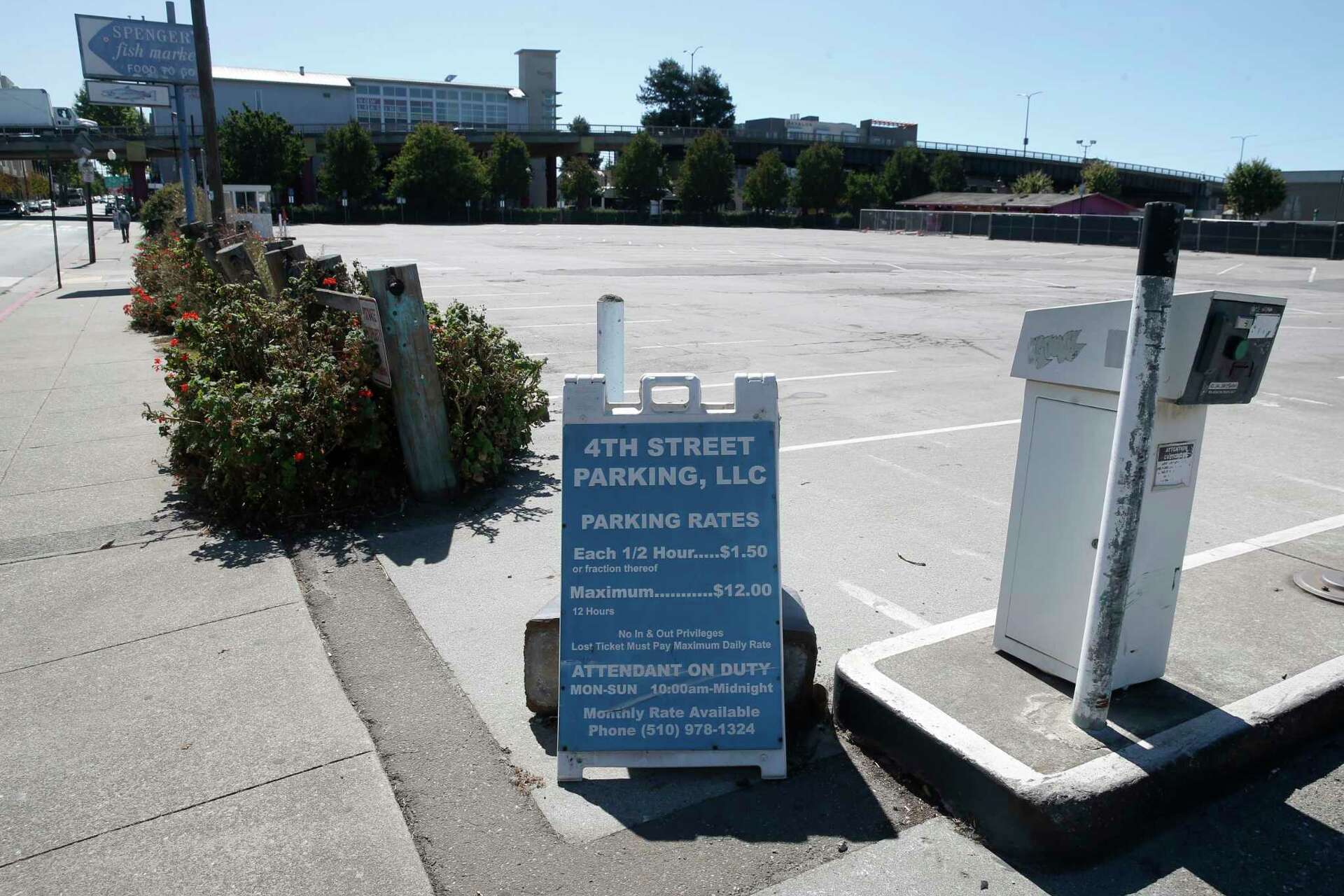 Controversial Berkeley shellmound burial site to be returned to Ohlone