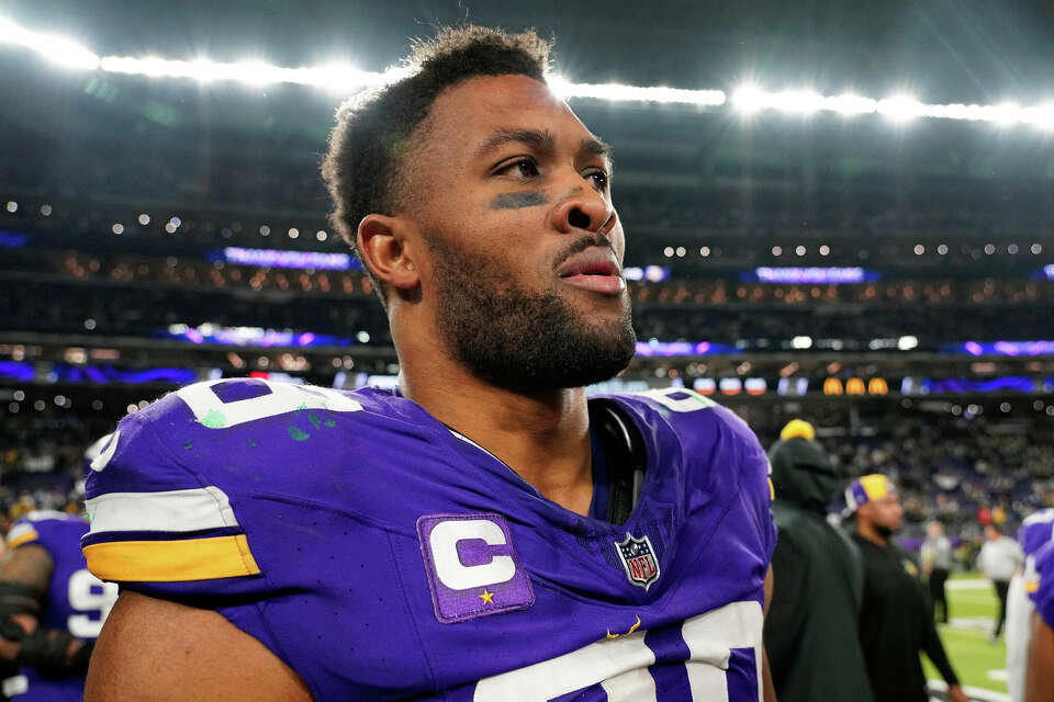 Houston Texans, DE Danielle Hunter agree to two-year contract