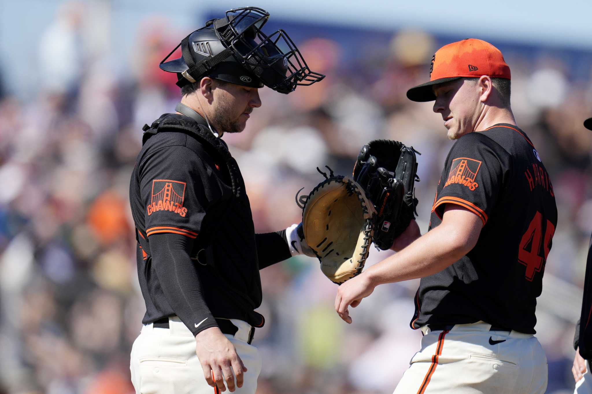 Patrick Bailey injured in Giants’ matchup with Shohei Ohtani’s Dodgers