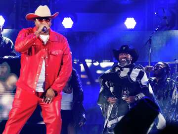 Houston Rodeo review: Bun B, Drake, DMC and a spectacular Takeover