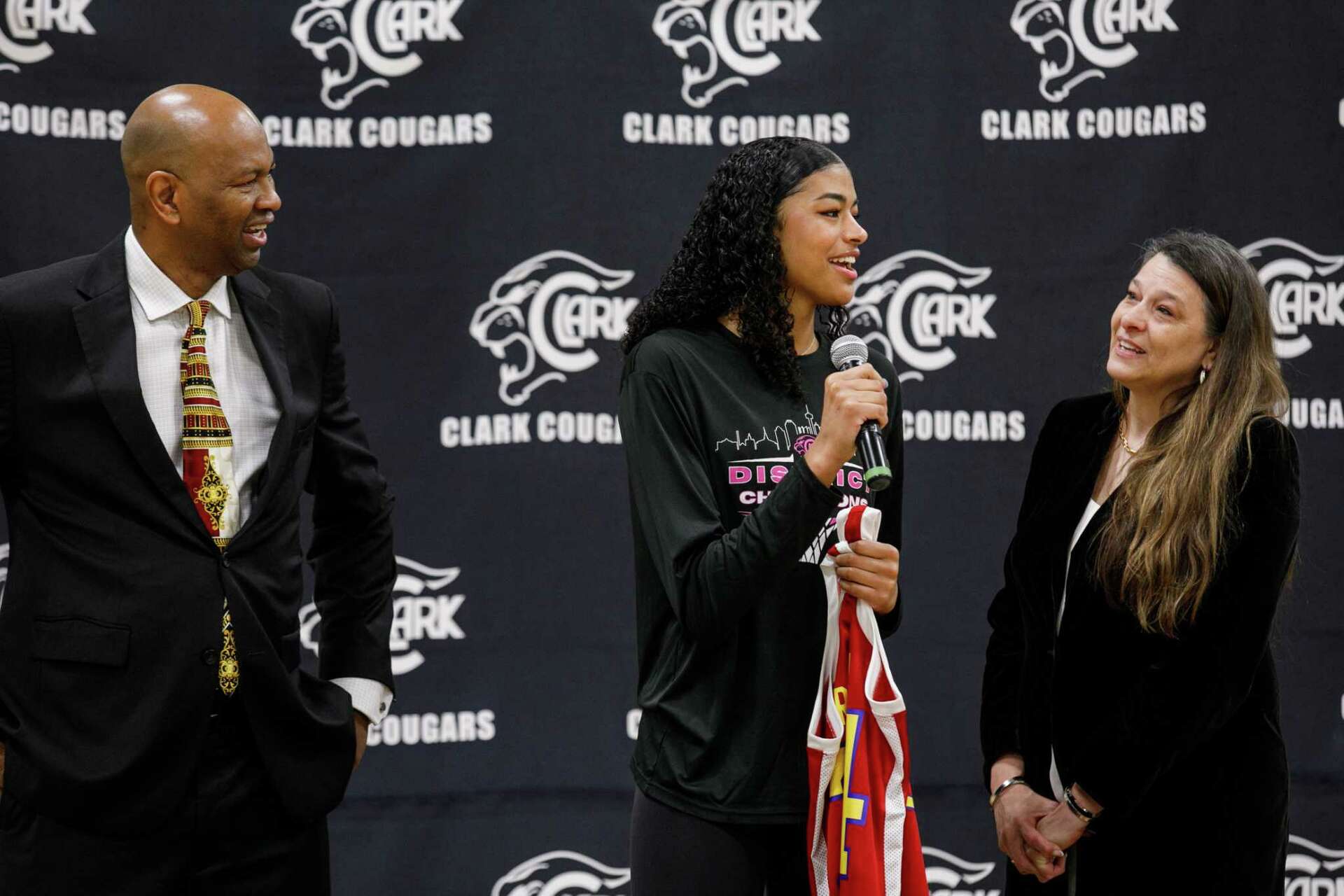 With a McDonald's All-American nod, Clark's Arianna Roberson grows
