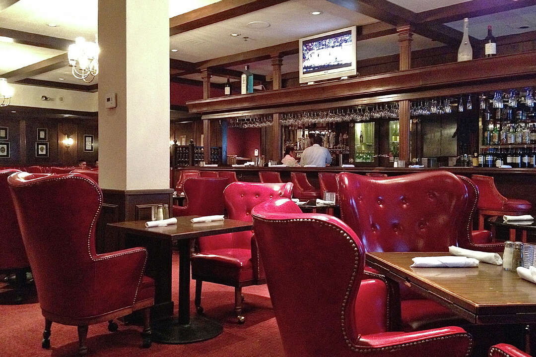 The surprising death of a legendary Calif. burger kingdom