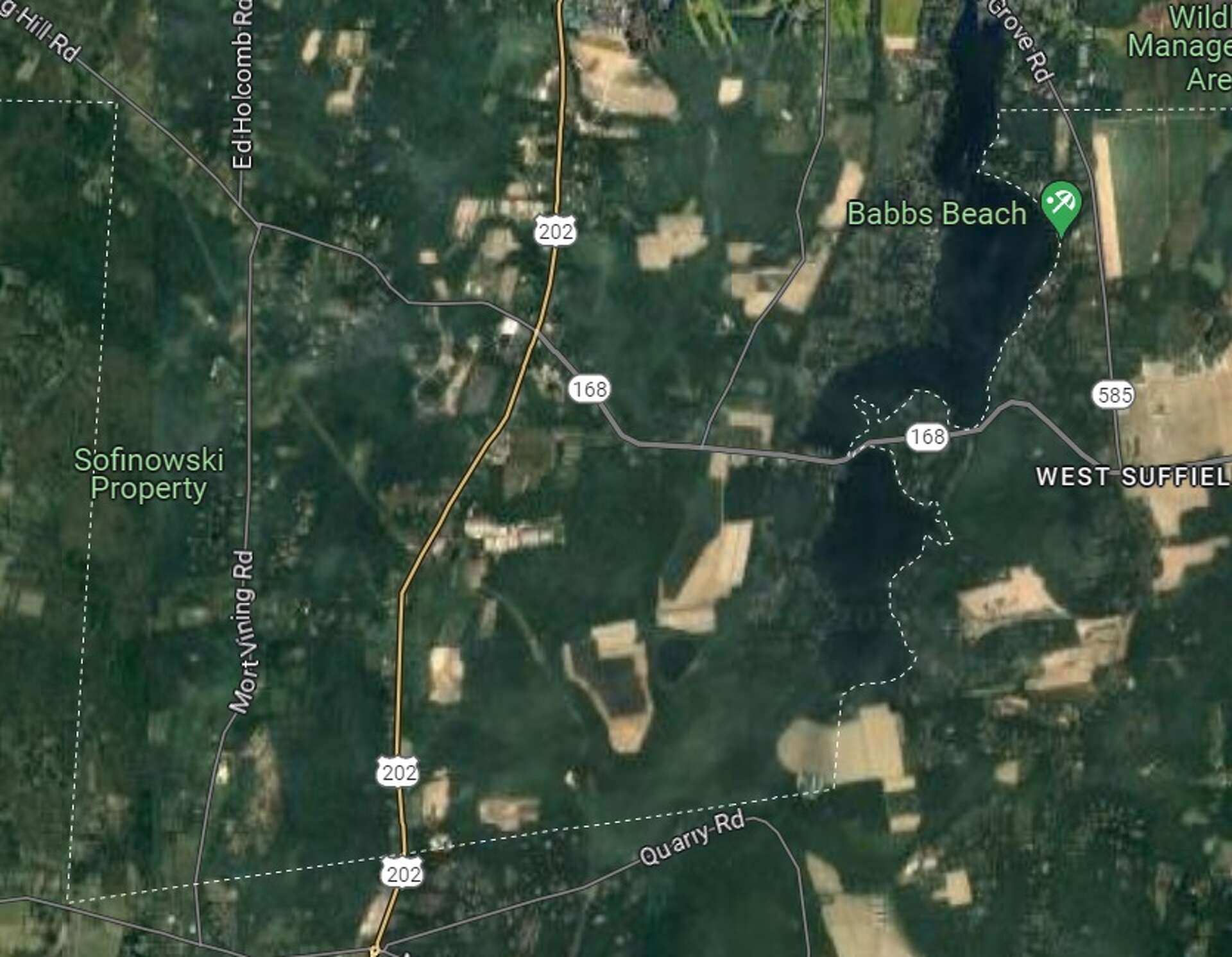 What’s the notch at the top of Connecticut’s Massachusetts border?