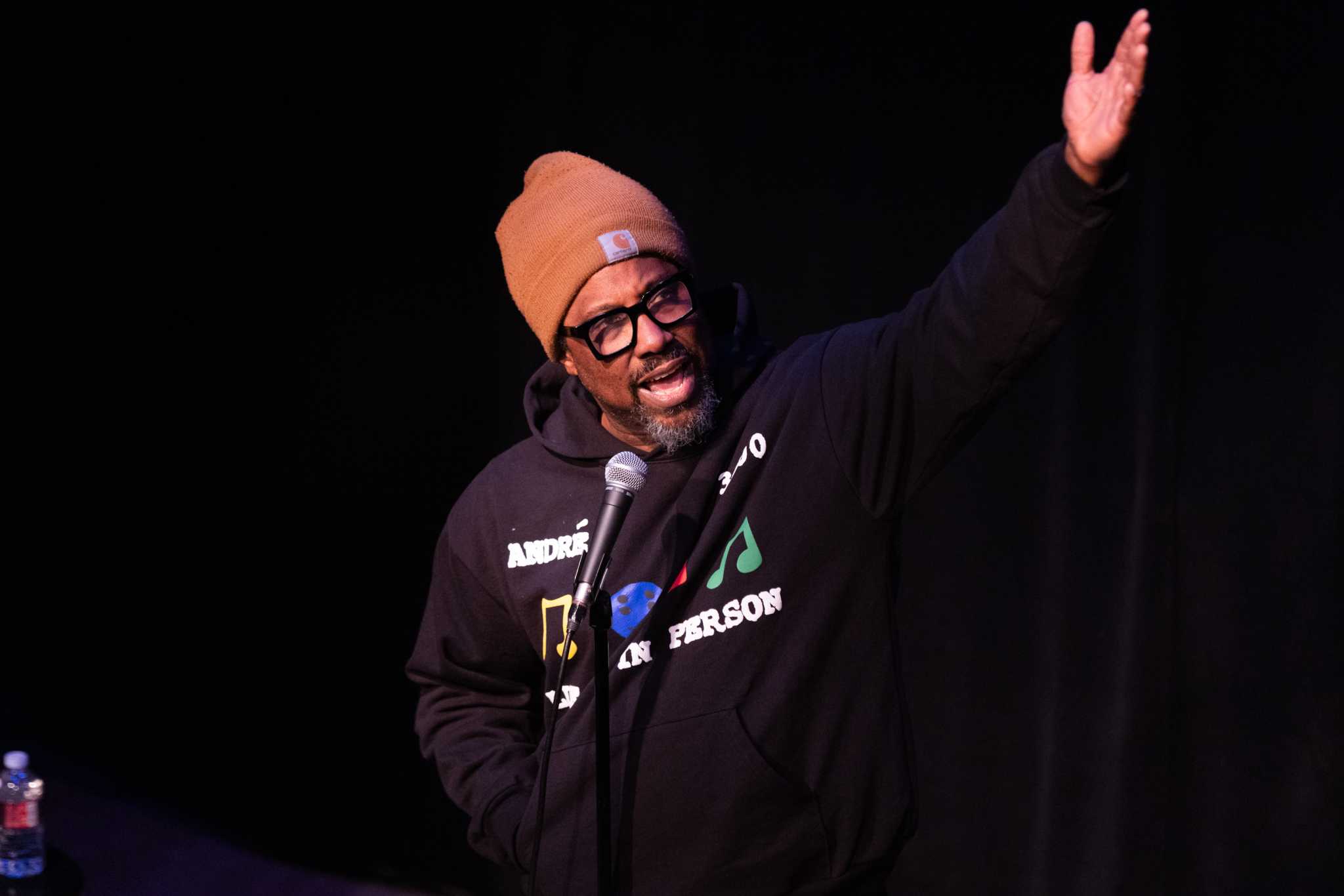 Oakland comic W. Kamau Bell ‘gets his act together’