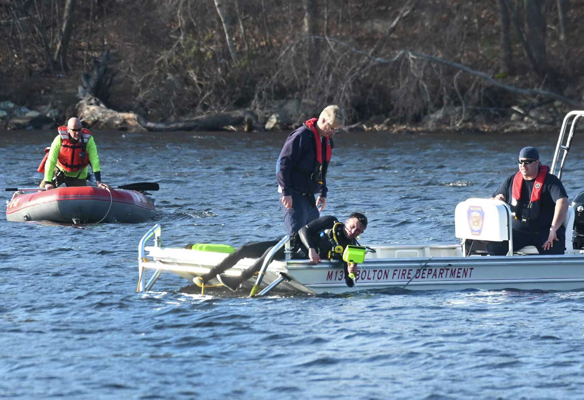 DEEP: Overturned canoe in Bolton lake leaves two dead